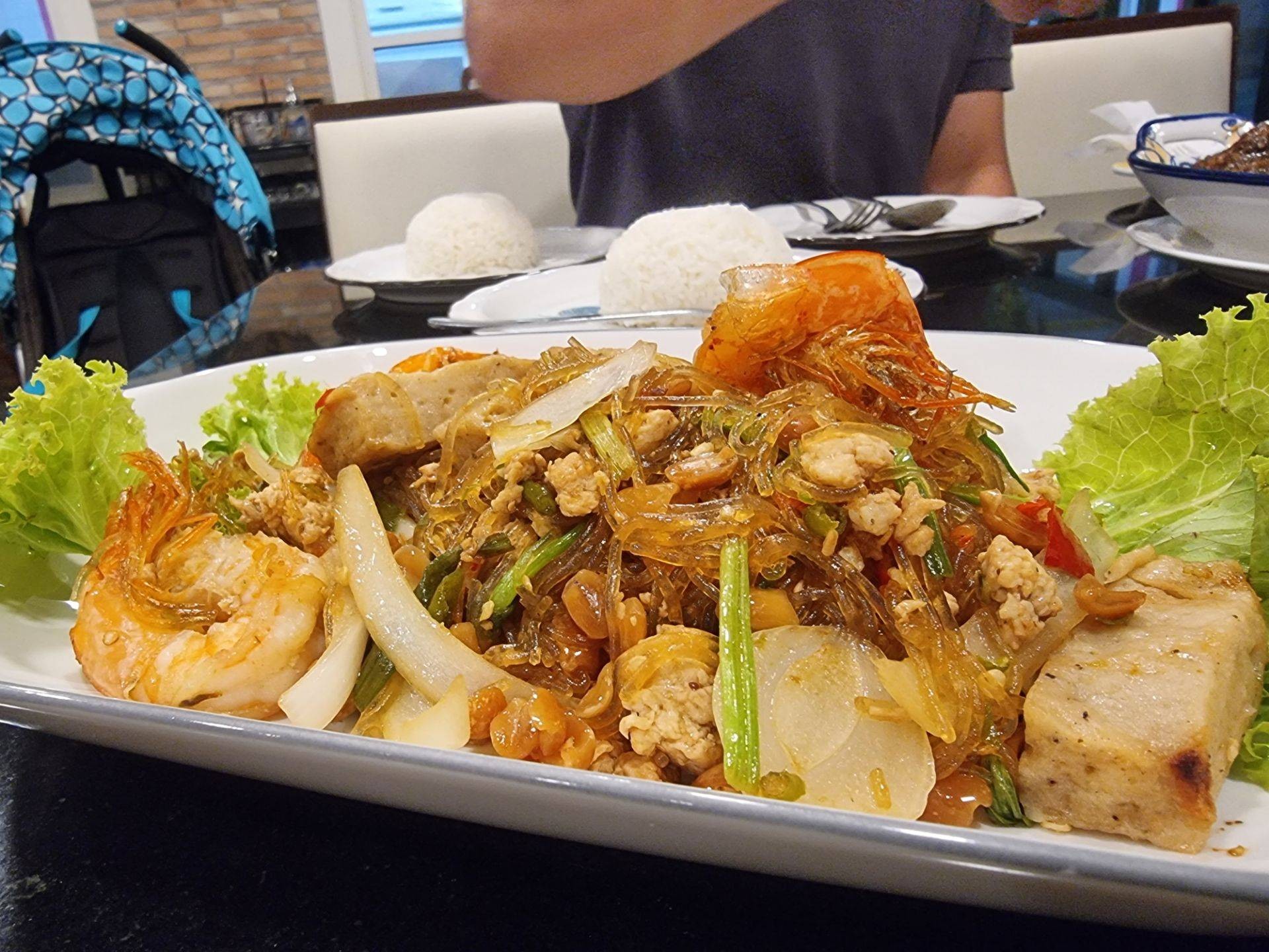 ผัดวุ้นเส้น ร้าน เรือนแม่หลุย ฟอร์จูน ทาวน์