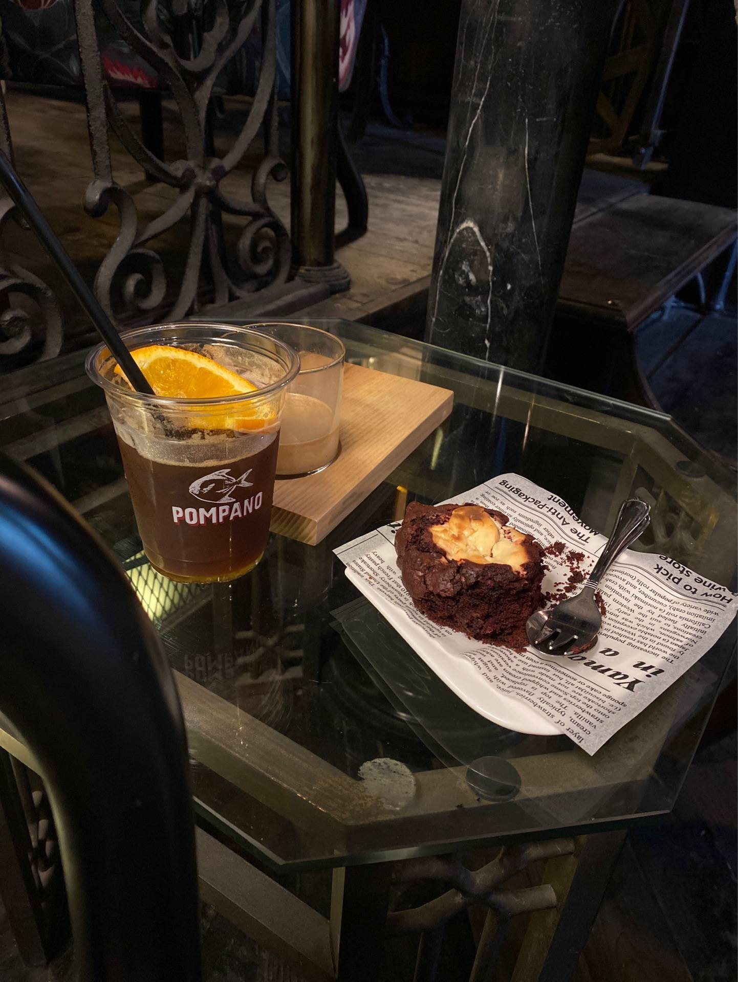 รีวิว Pompano Café du Musée เอกมัย 15 - ร้านกาแฟวินเทจ หน้าร้านลึกลับอยู่หน้าซอยเอกมัย15