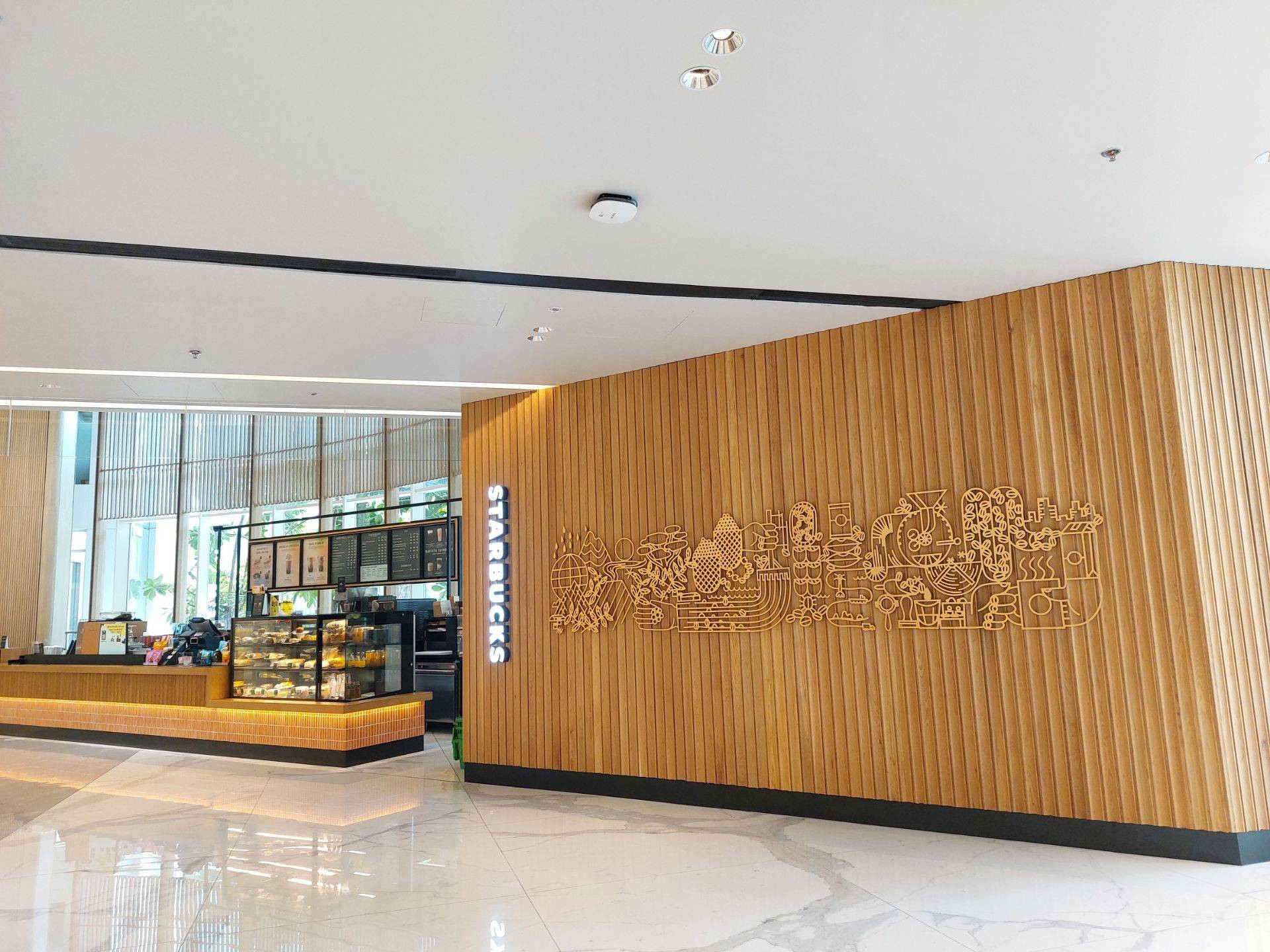 รูป Starbucks Med Park Hospital
