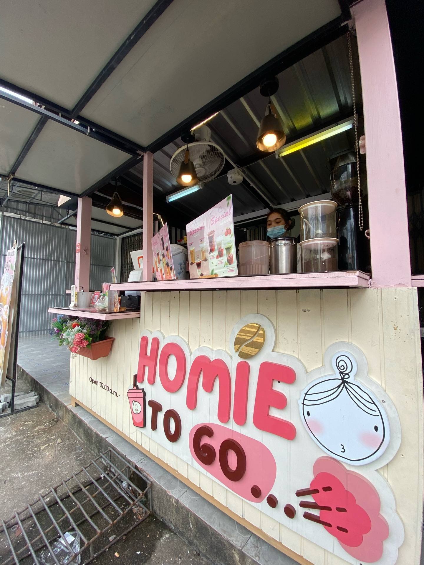 รีวิว Homie ToGo โฮมมี่ทูโก กาแฟสด ชาเย็น หลัง ญ.ว. - ร้านคาเฟ่กับเมนู ...