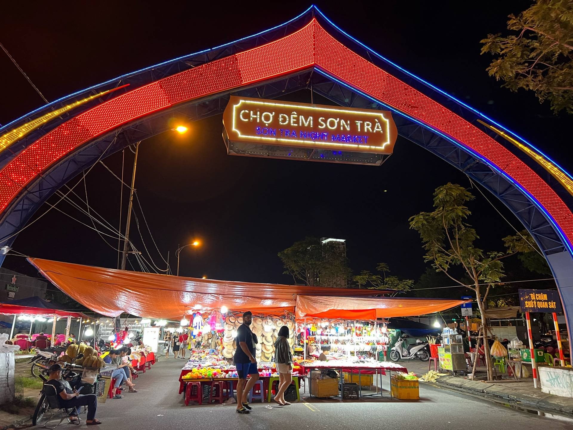 รูป Son Tra Night Market
