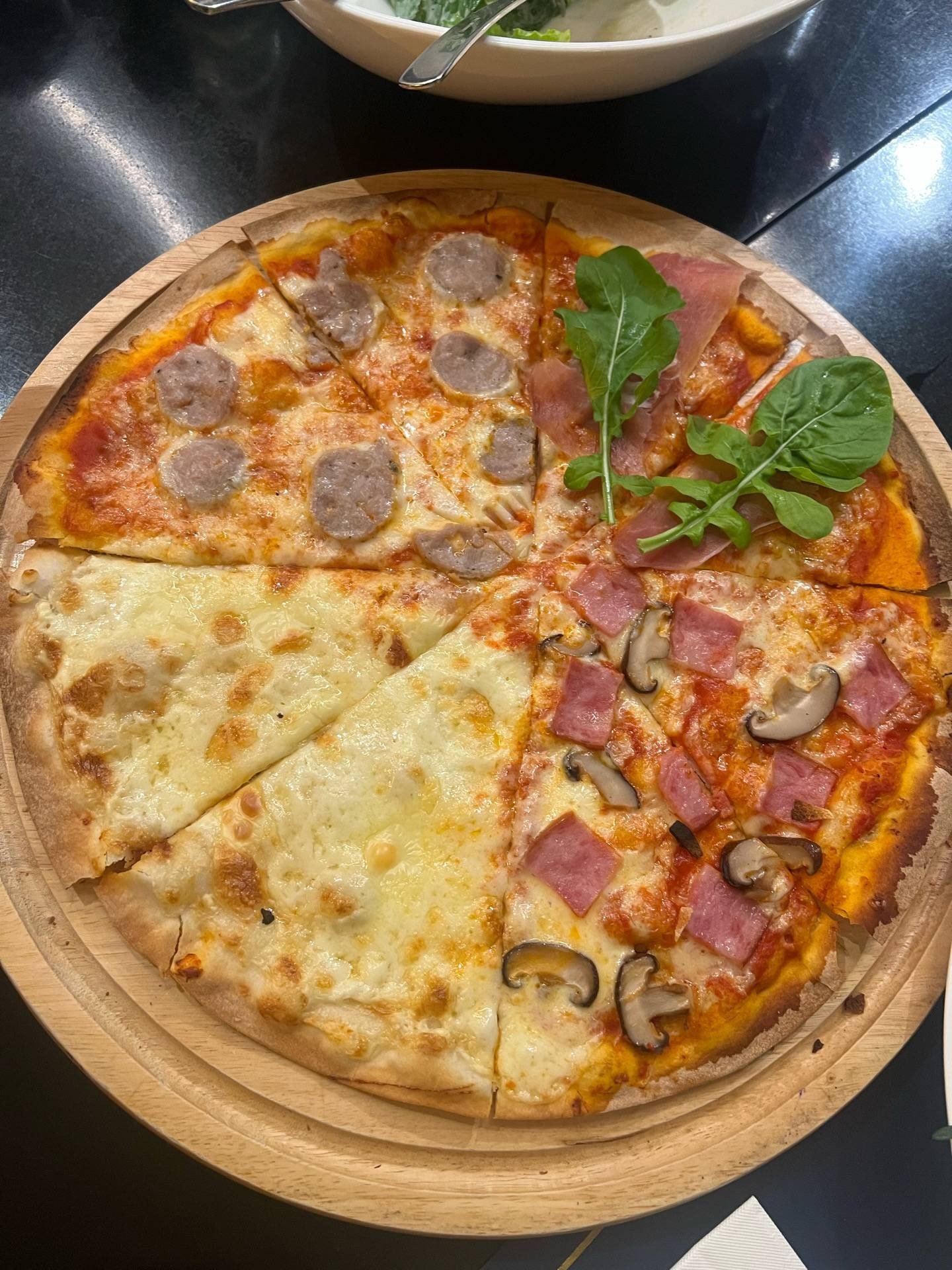 Double Duo Pizza ร้าน Duo Cucina (Authentic Italian) เมืองทองธานี