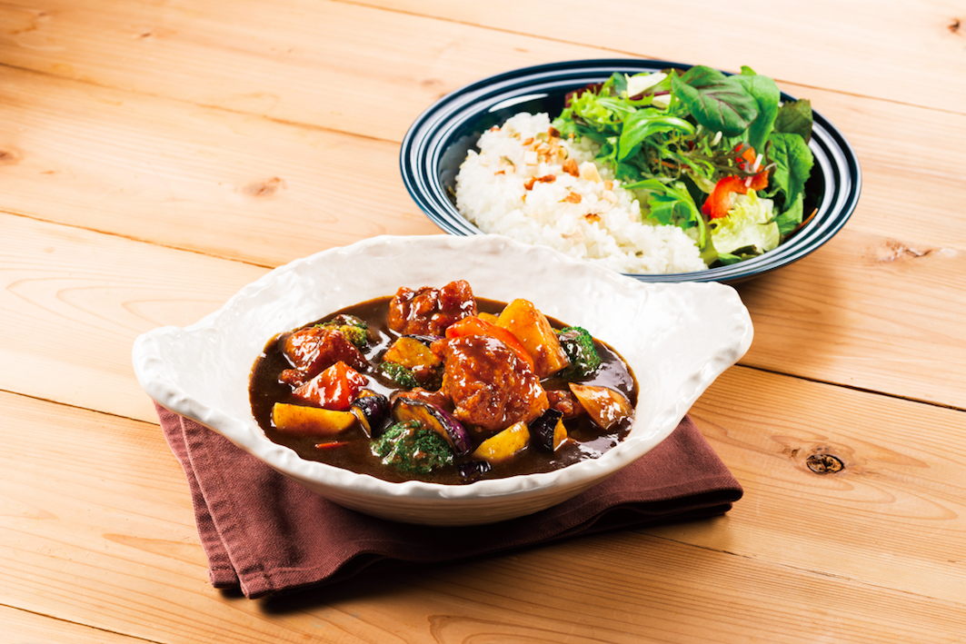 เซ็ตแกงกะหรี่ไก่ทอดผักรวม ธรรมดา สไปซี่ ร้าน Karayama Terminal 21 Rama 3 - Wongnai