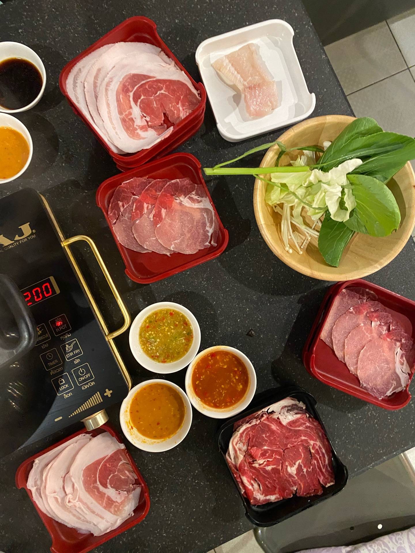 รีวิว เล่าหลิว - (ชาบูหม่าล่า พรีเมียม บุฟเฟ่) One One Food Avenue ...