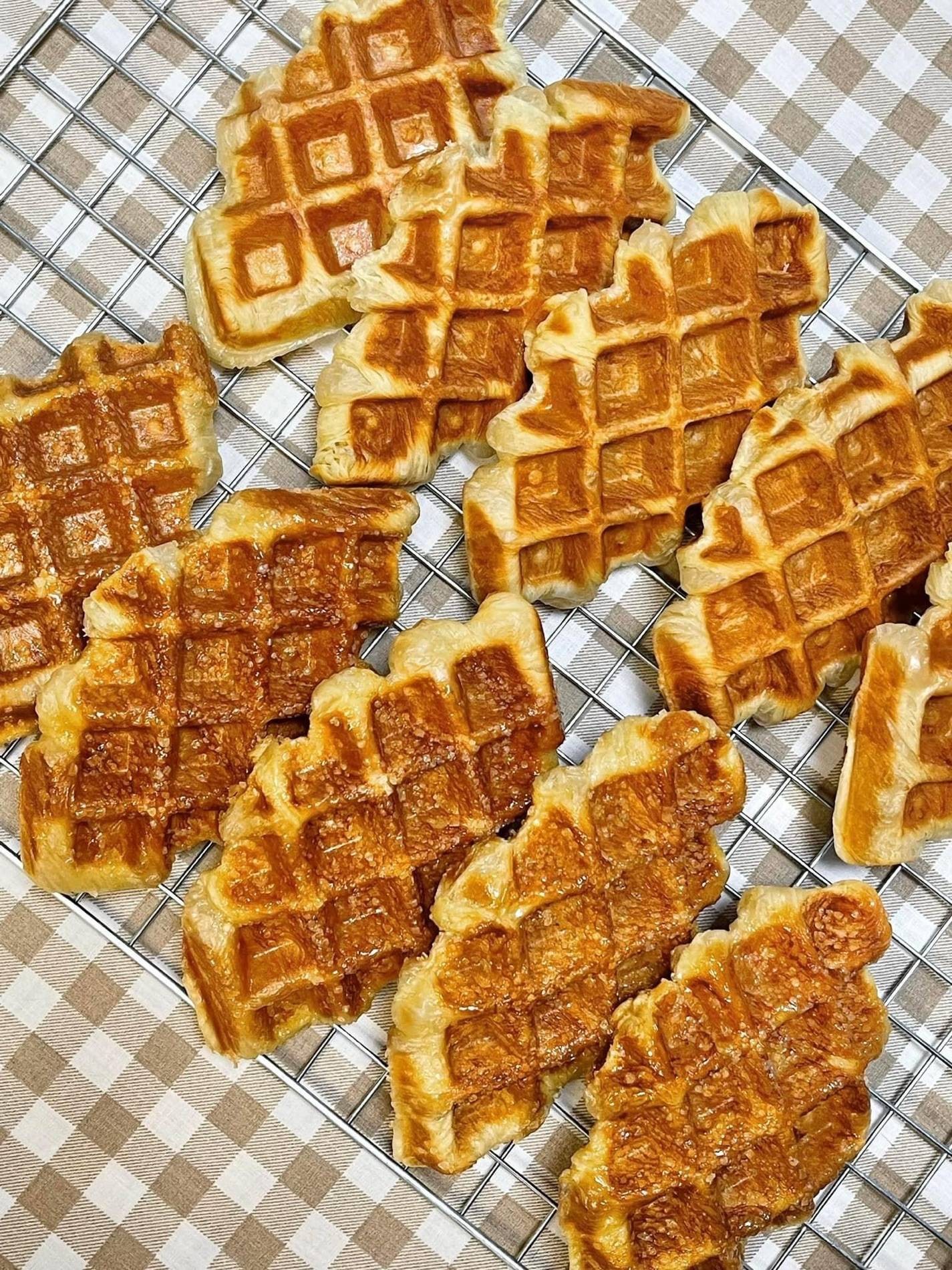 รีวิว Kanoom.croffle บางซ่อน กทม. - ครอฟเฟิลร้านนี้อร่อยมากครับ มีหลาย ...