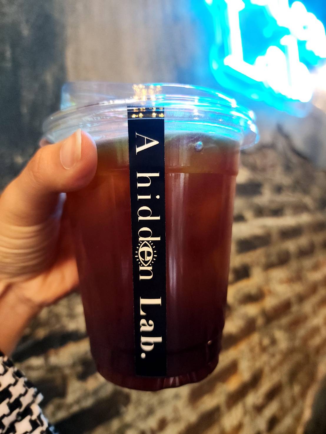 รูป A Hidden Lab