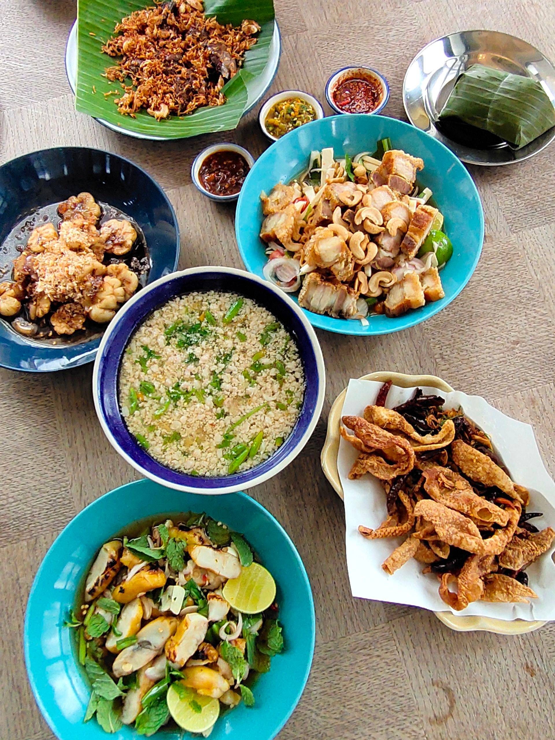 รีวิว เผ็ด เผ็ด คาเฟ่ (phed phed cafe) ประดิพัทธ์ 20 - อร่อยไม่ผิดหวัง ...