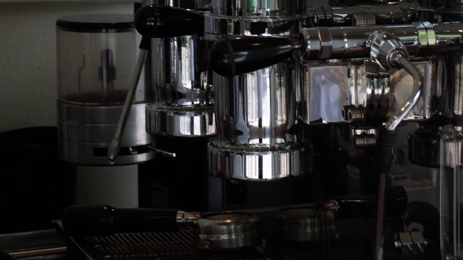 DENE X Coffee เจริญรัถ - สั่งอาหารเดลิเวอรี | Wongnai x LINE MAN