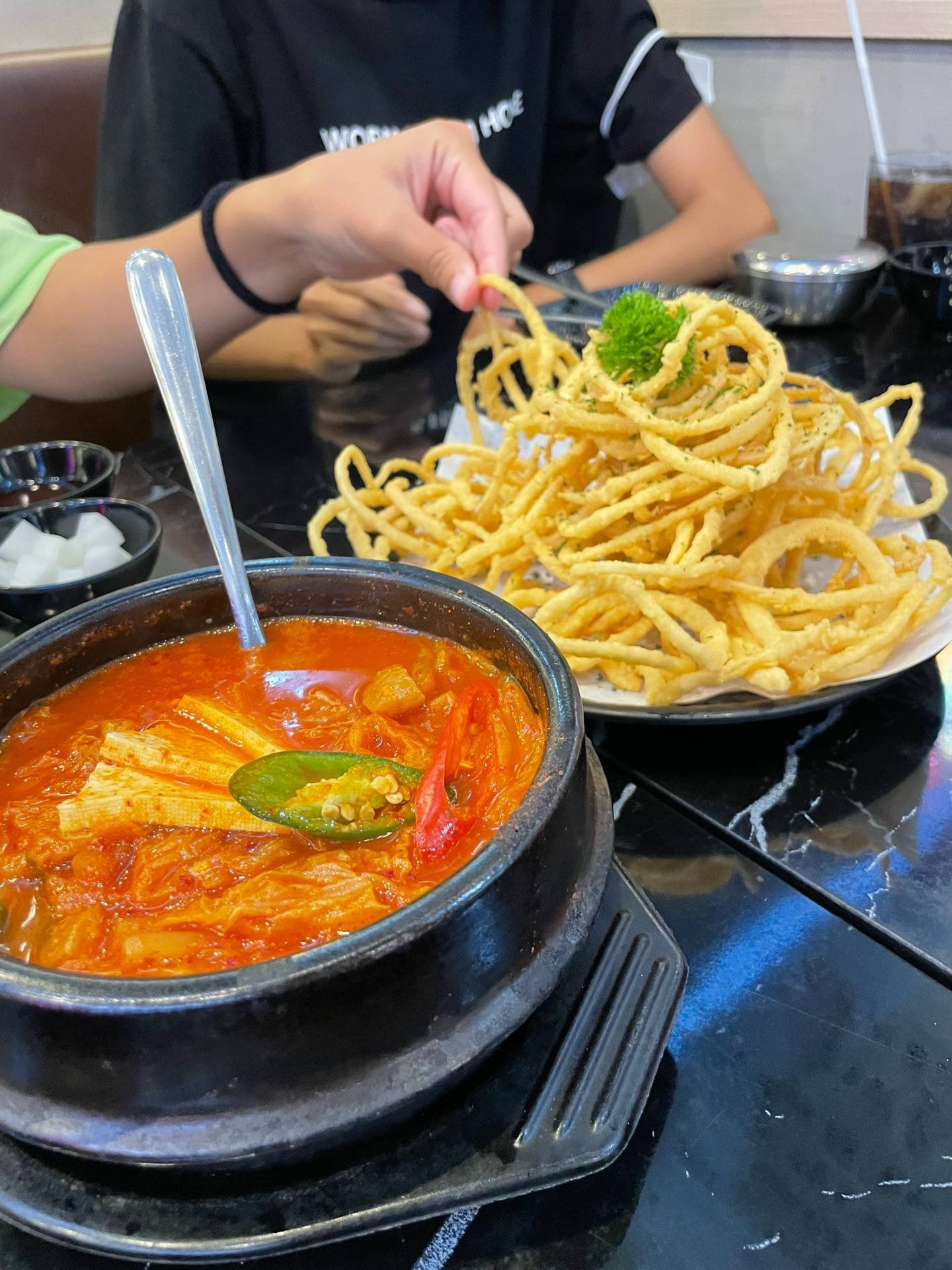 รูป Choongman Chicken Union Mall