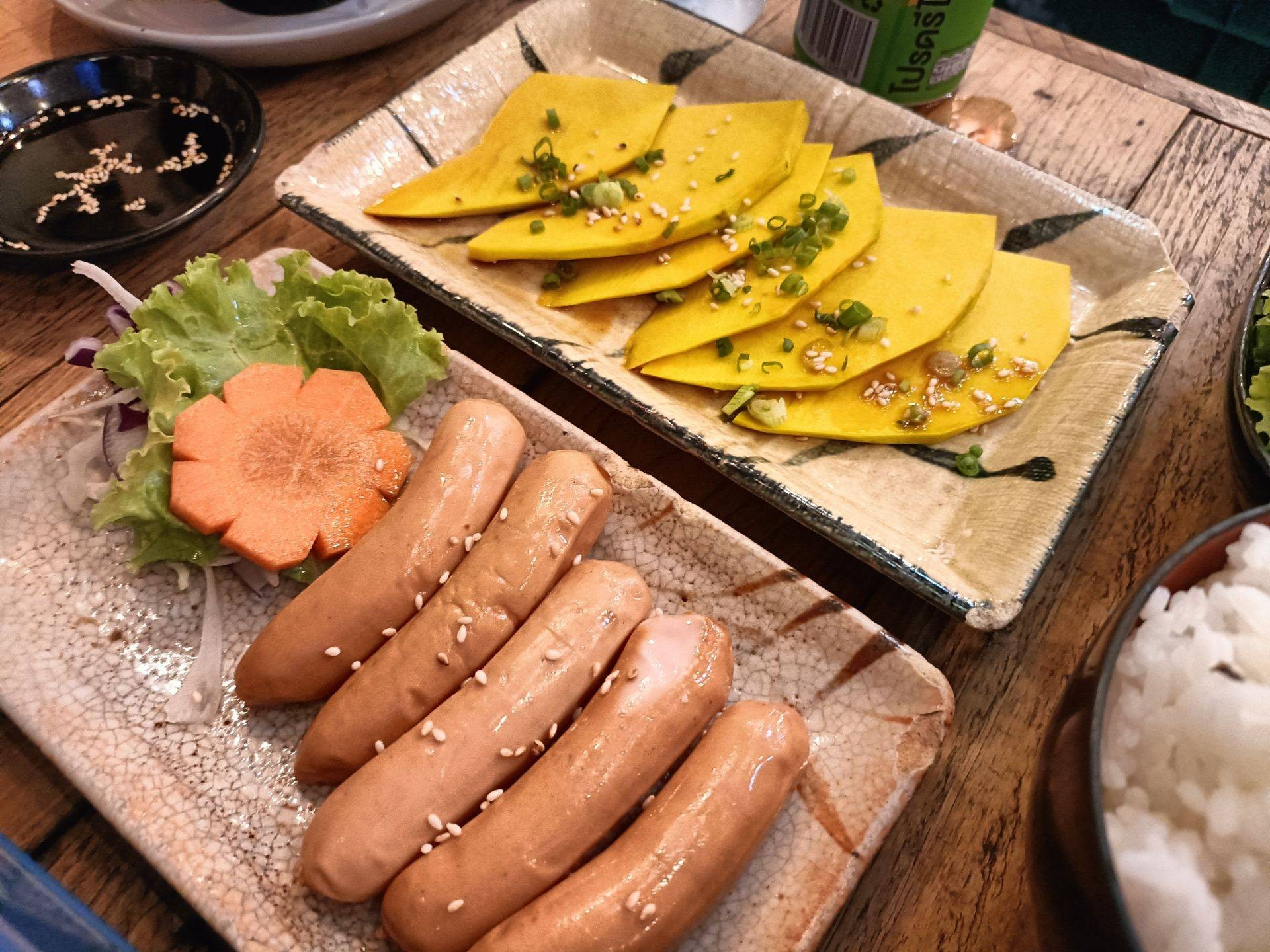 Hachi Kurobuta Gyu ร้าน Hachi Kyu - Wongnai