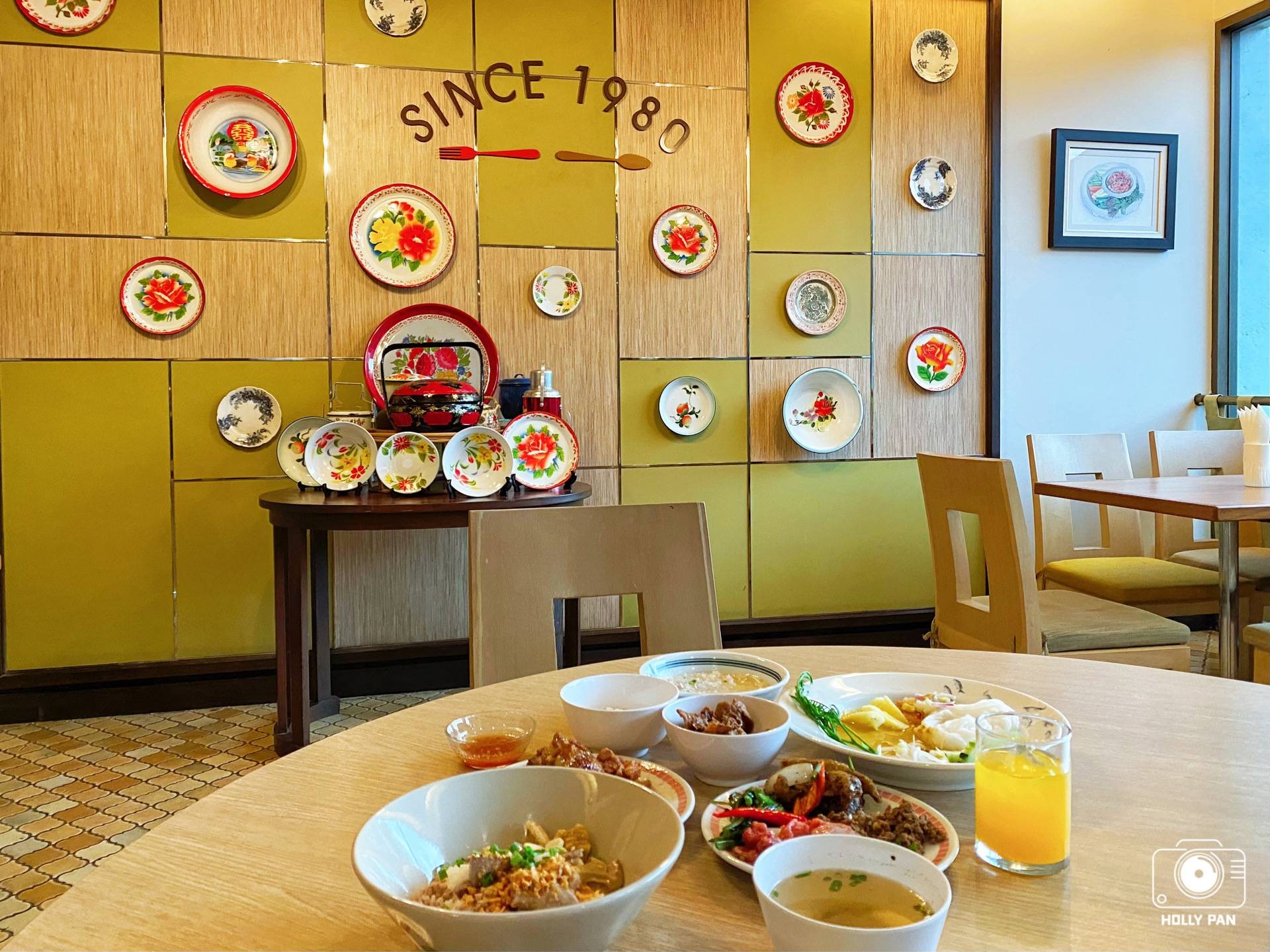 รีวิว ครัวเมอร์ลิน Merlin Kitchen เมืองภูเก็ต - ครัวเมอร์ลิน Merlin Kitchen