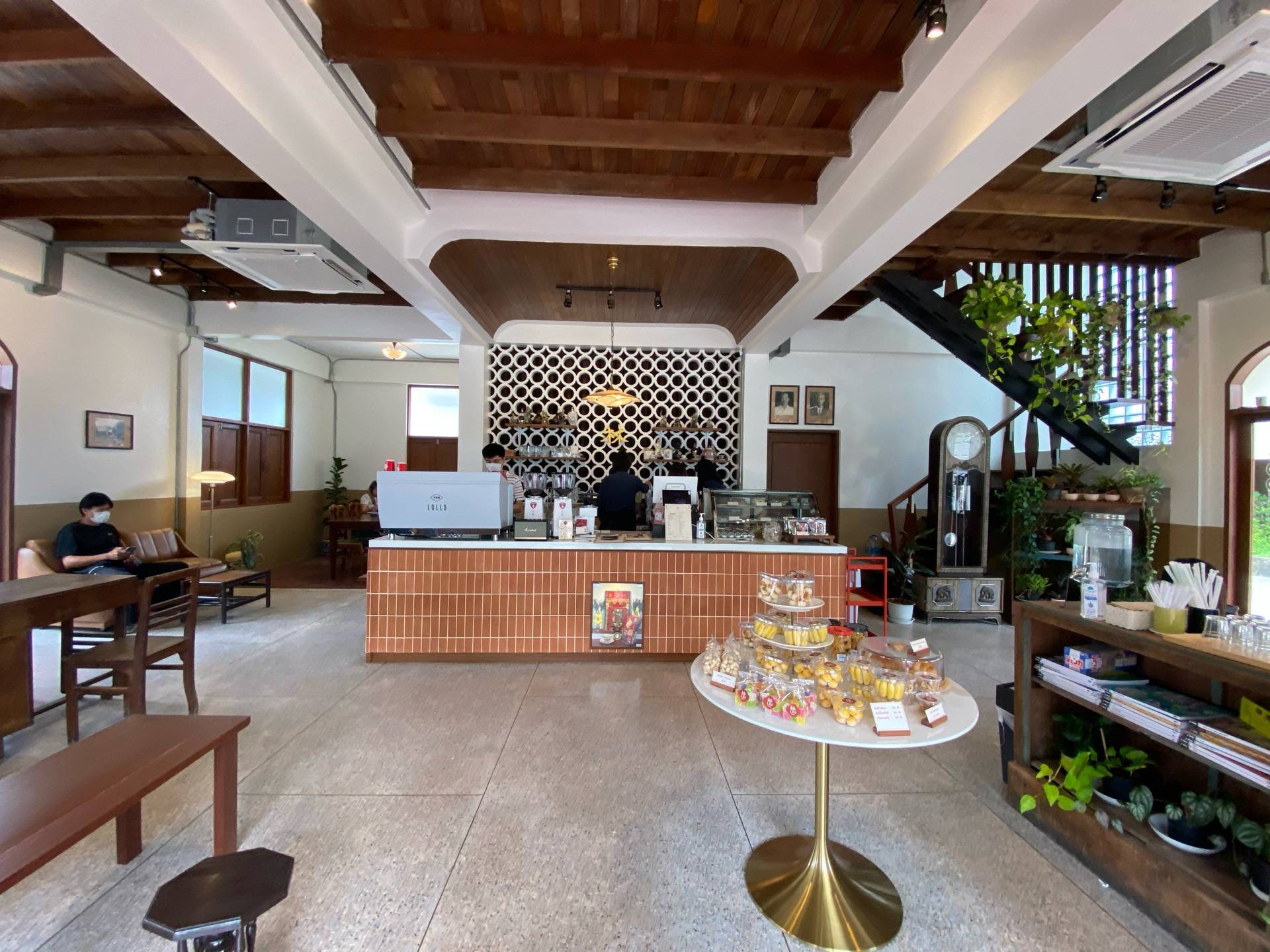 รีวิว Lin Cafe - หลิน คาเฟ่ - Chinese style café สวย กลิ่นอายตะวันออก ...