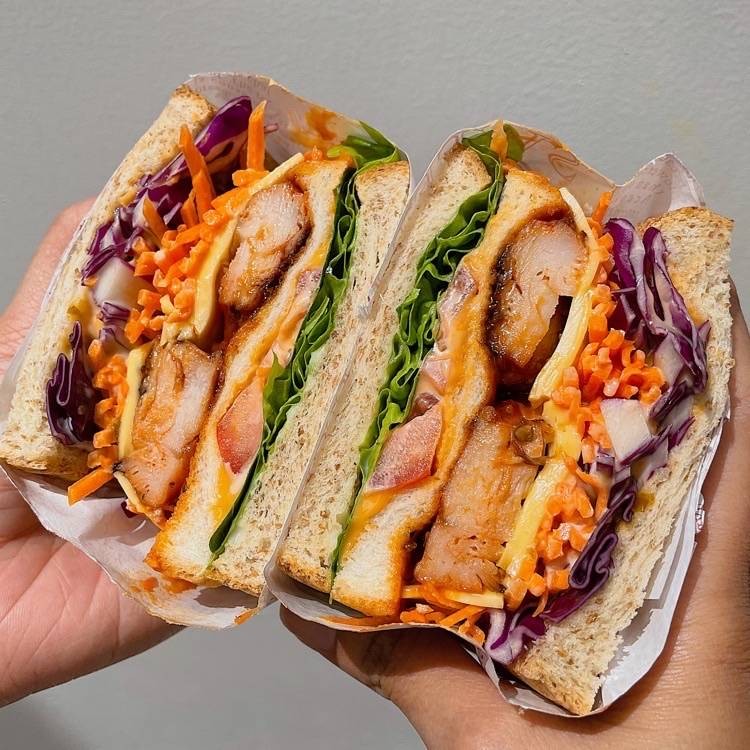 ร้าน Sandwich Lab (ข้าวไข่ข้น/กะเพรา/คั่วพริกเกลือ) Samyan | รีวิวร้านอาหาร
