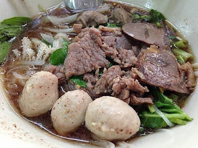 รีวิว ก๋วยเตี๋ยวถูกปาก นิคมไนท์