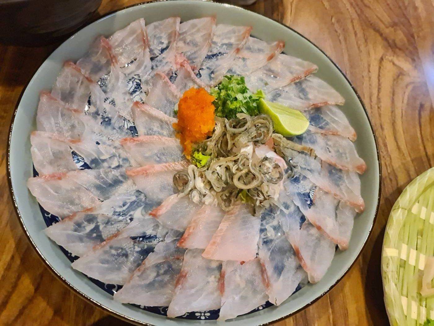 ปลากระพงสไลด์บาง ร้าน Hanaya