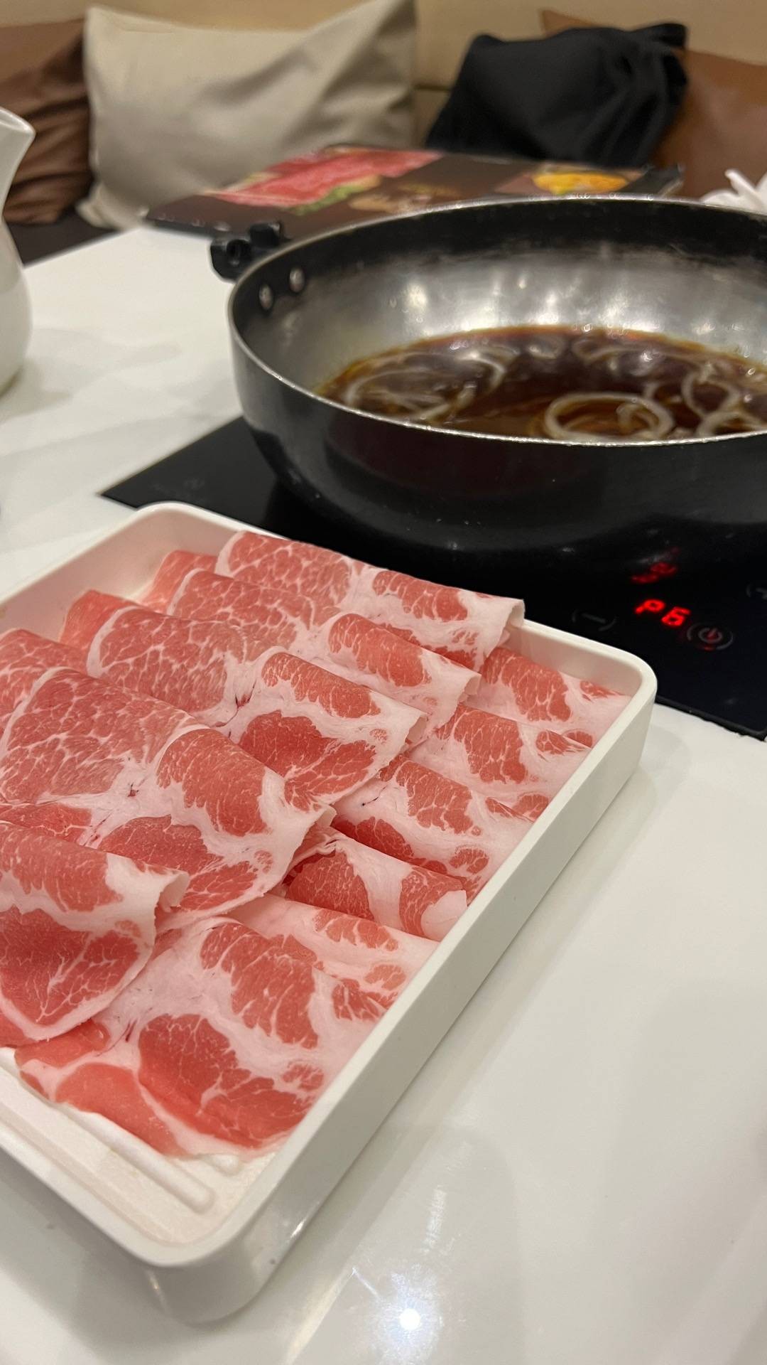 คุโรบูตะ ร้าน Sloth Sukiyaki 101 The Third Place