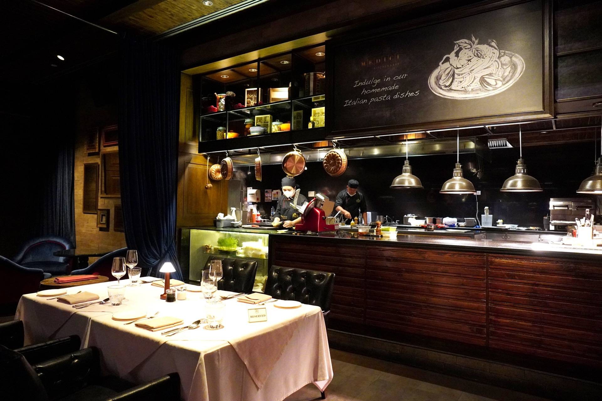 รูป Medici Kitchen & Bar โฮเทล มิวส์ กรุงเทพ