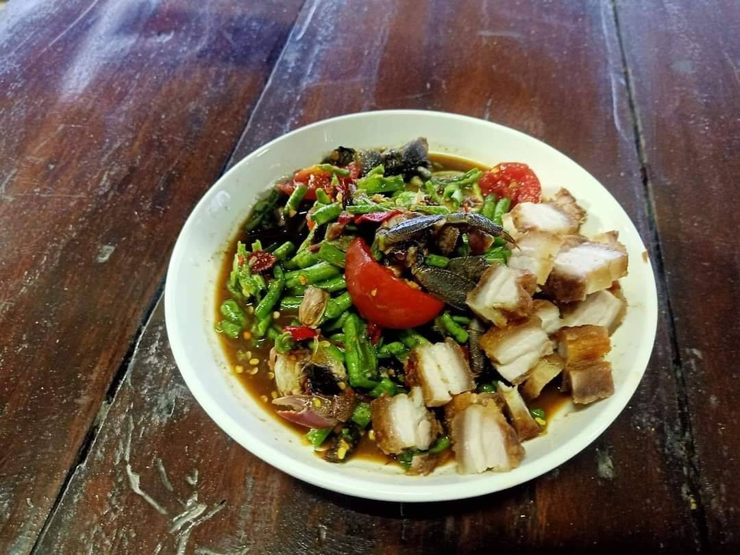 ร้าน นางยักษ์ใจดี อาหารตามสั่ง Naangyak Jaidee | รีวิวร้านอาหาร