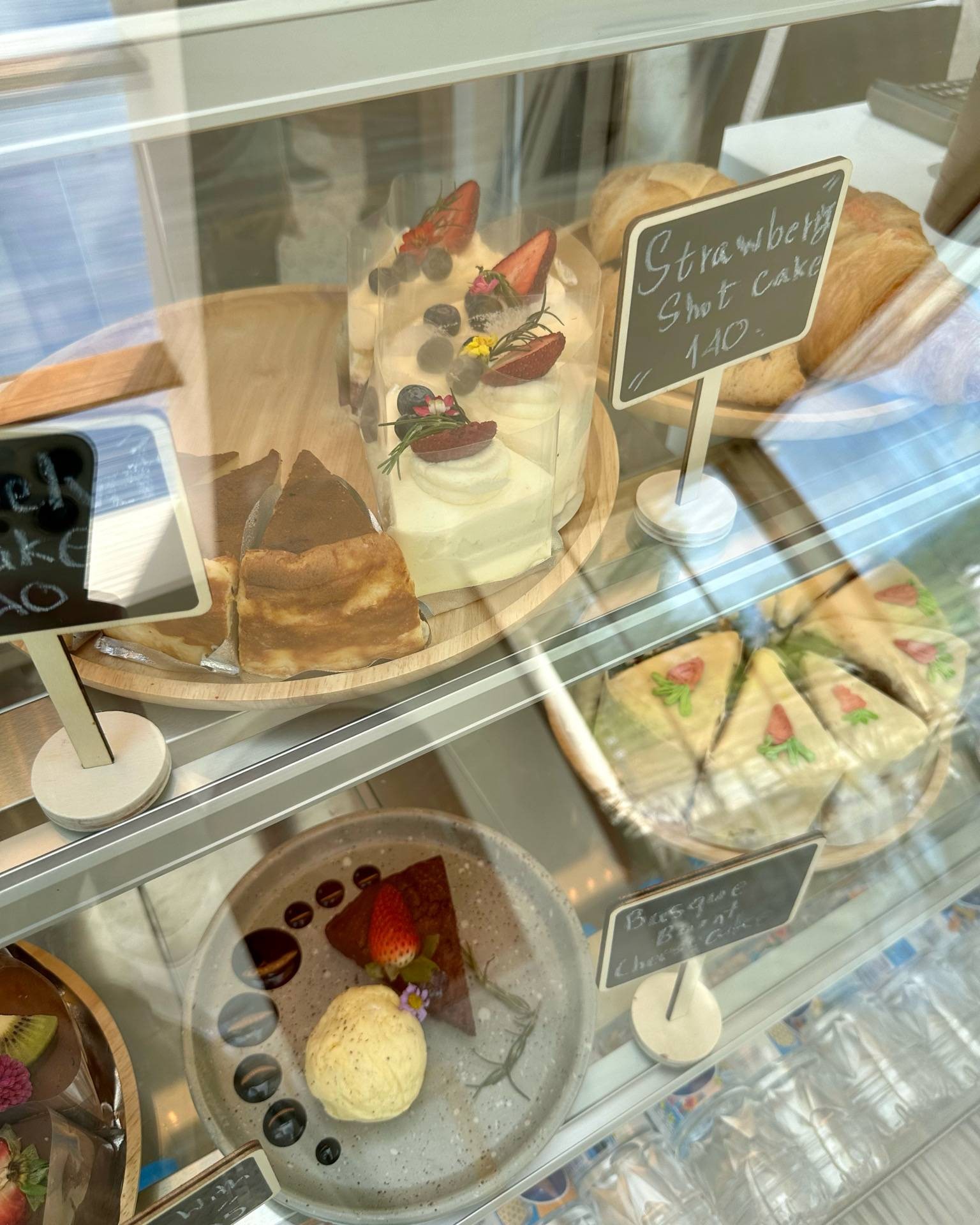 รูป Floryday Khaoyai : Cafe & Flower