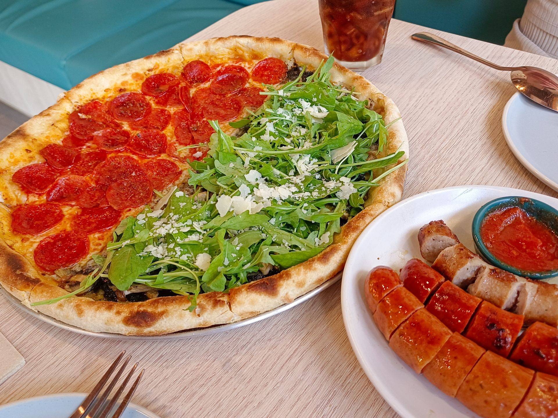 รีวิว Premium Craft Pizza LaSalle บางกอกพัฒนา - Pizza แป้งอร่อยๆสไตล์ ...