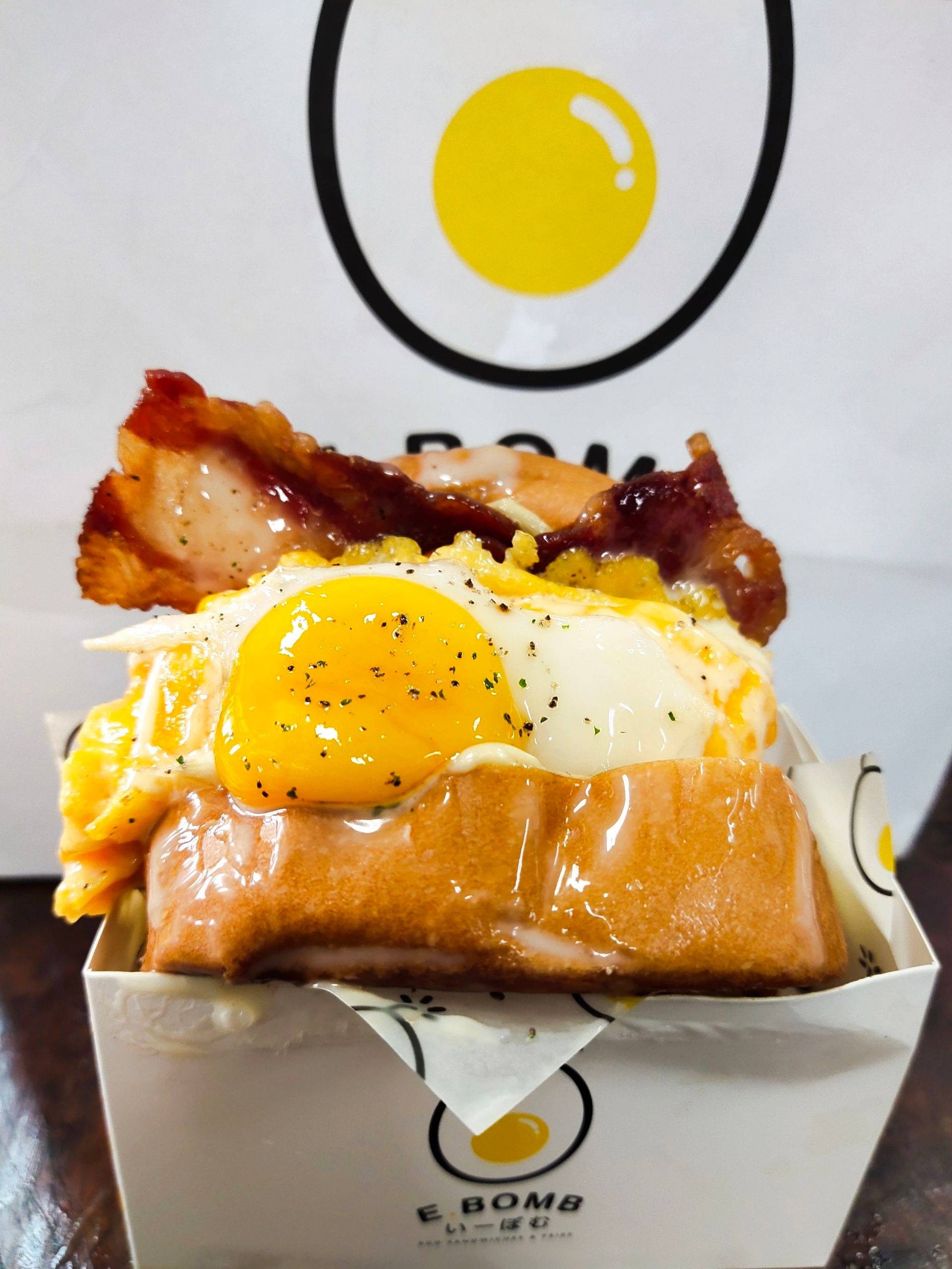 รีวิว EBOMB Egg Sandwiches & Fries สยามสแควร์ ซอย 3 - ร้านแซนวิช ขนมปัง ...