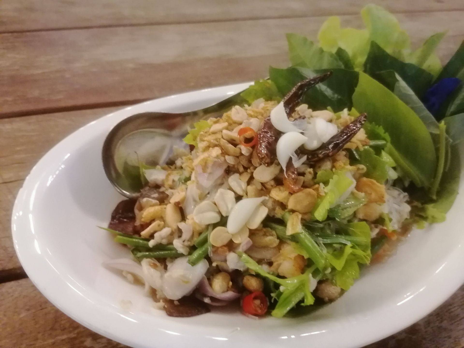 รีวิว Prakai Cafe & Cuisine ร่มเกล้า - ดนตรีสด อาหารเครื่องดื่มพร้อม