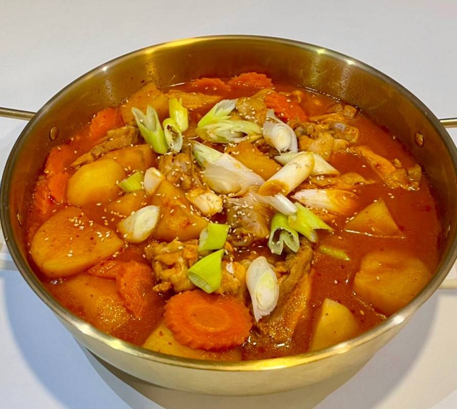 รีวิว HOLDAK KOREAN BBQ CHICKEN 홀닭 โฮล์ดาค - So good 👍🏼 I quarantine ...