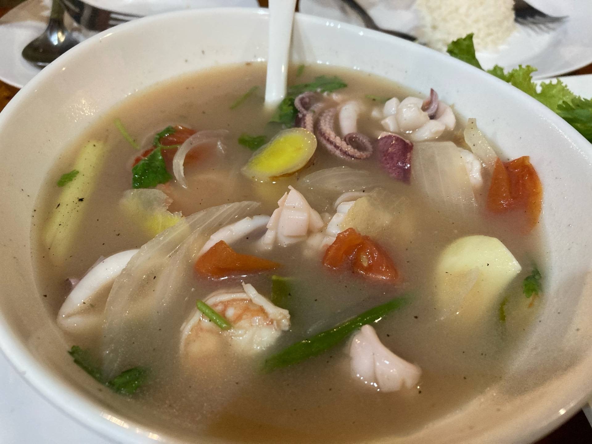 รีวิว Summer Thon beach cafe & eatery - - คาเฟ่ริมทะเล มุมถ่ายรูปเยอะ