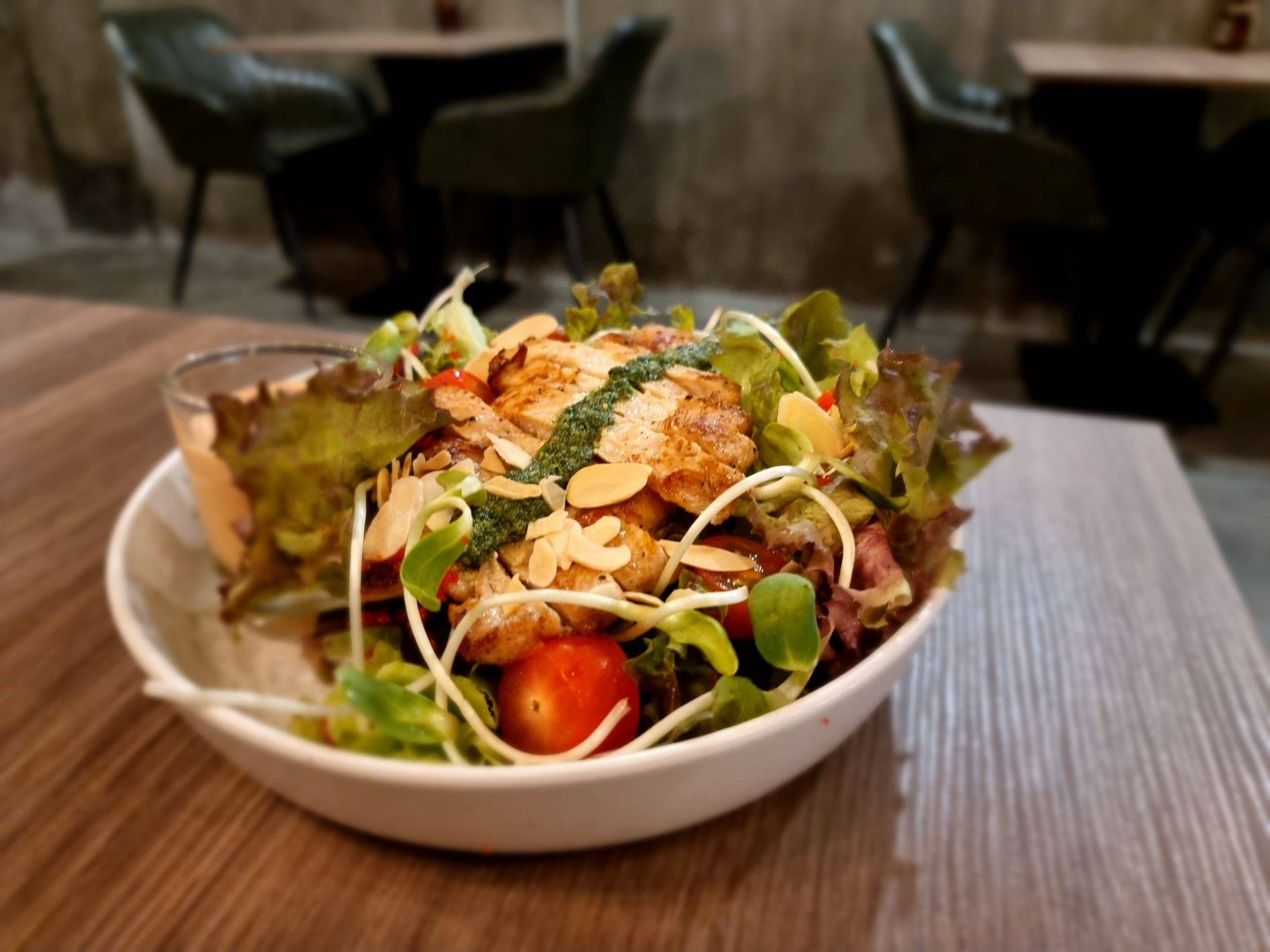 รีวิว STRANGERS AGAIN STRANGERS AGAIN RESTAURANT&CAFE - ที่พักสำหรับคน ...