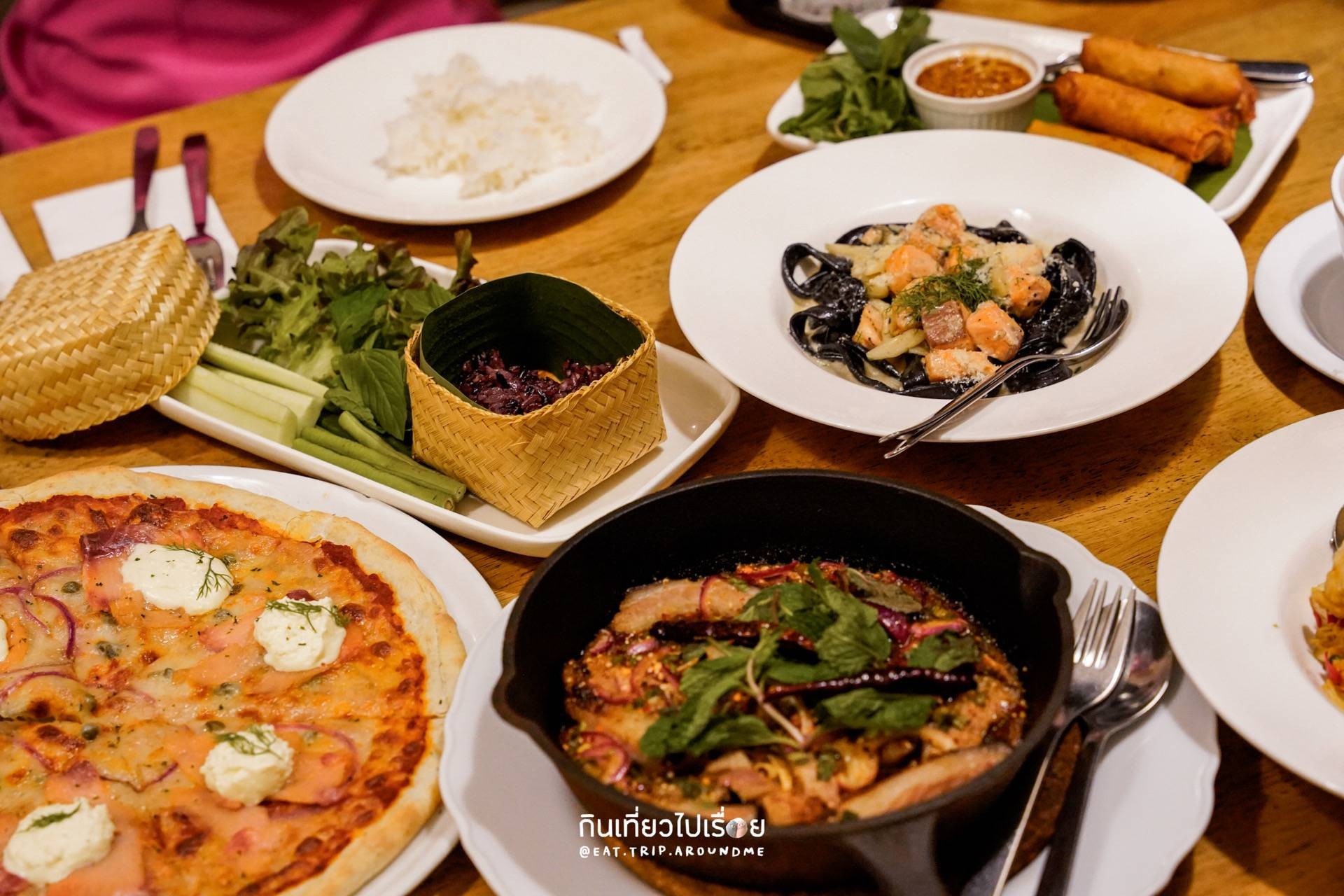 รูป Mellow Garden Restaurant & Bakery