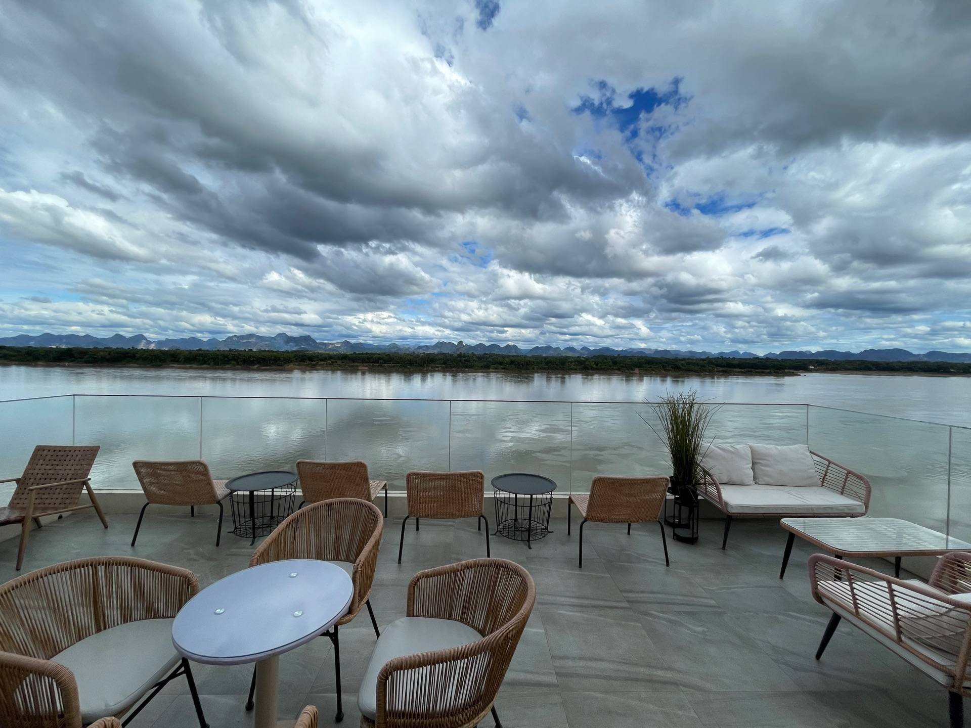 รูป Chewa Cafe by SK Sroikham