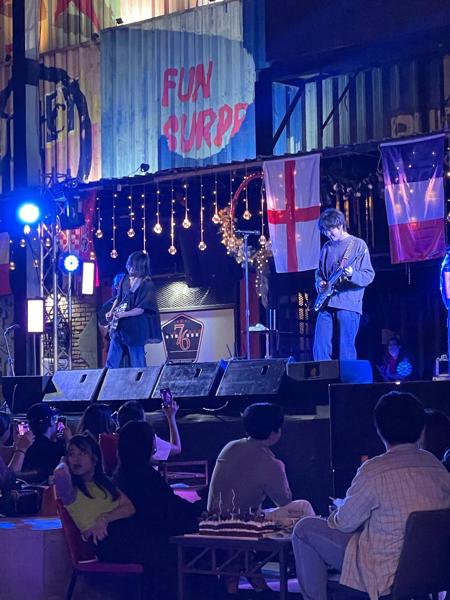 รูป 76 Garage - Wongnai