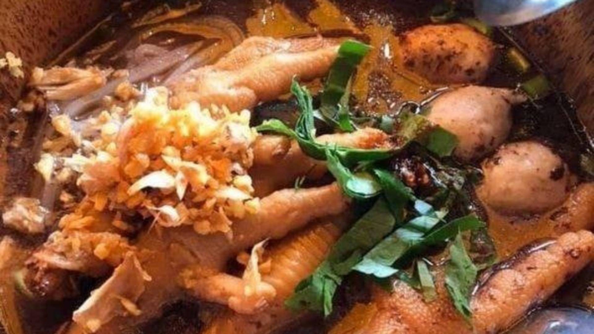ก๋วยเตี๋ยวเรือชามไม้@ริมบึง Chammai@Rimbueng - สั่งอาหารเดลิเวอรี ...