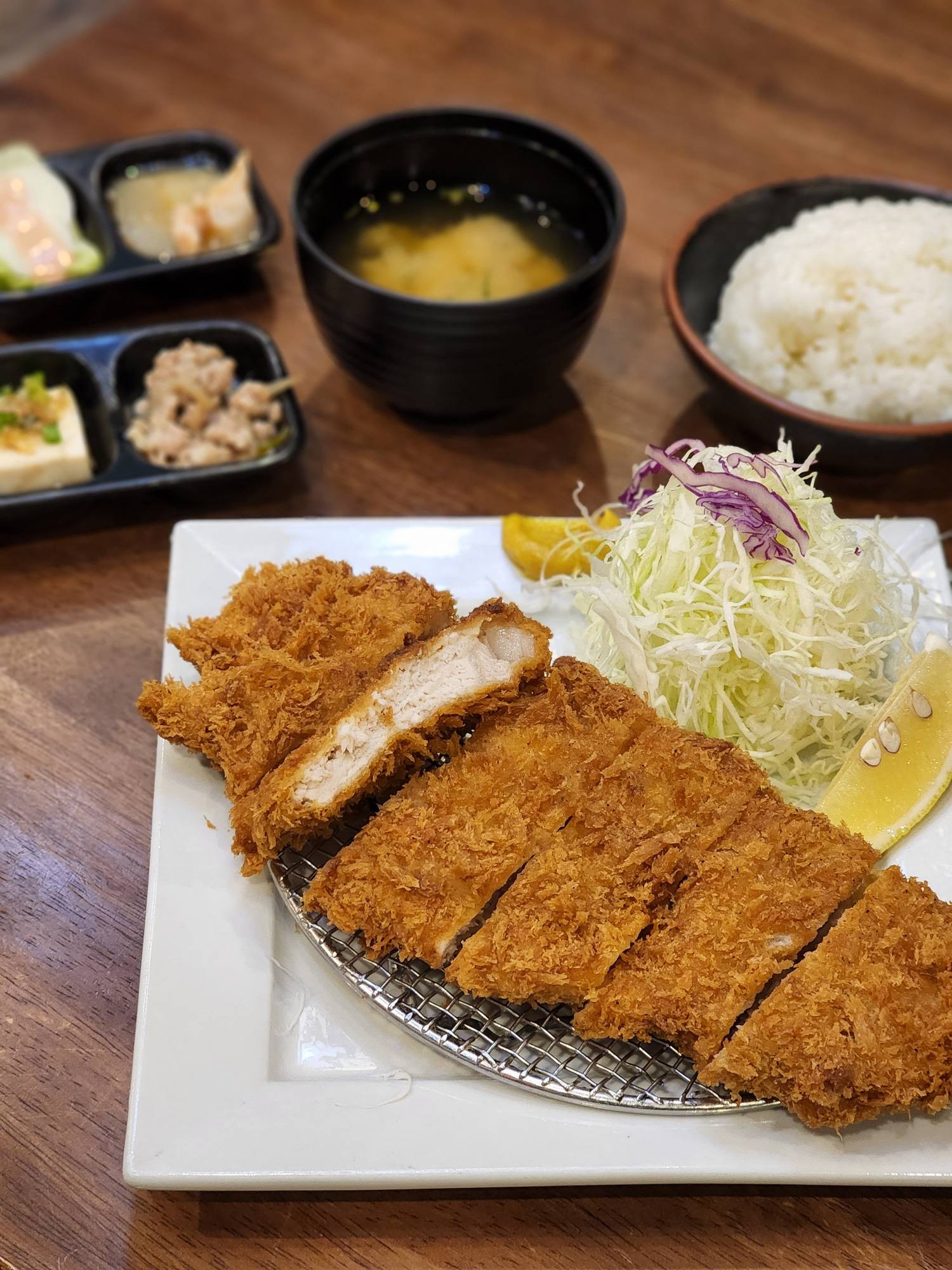 รูป Bekku Tonkatsu BTS สนามเป้า - Wongnai