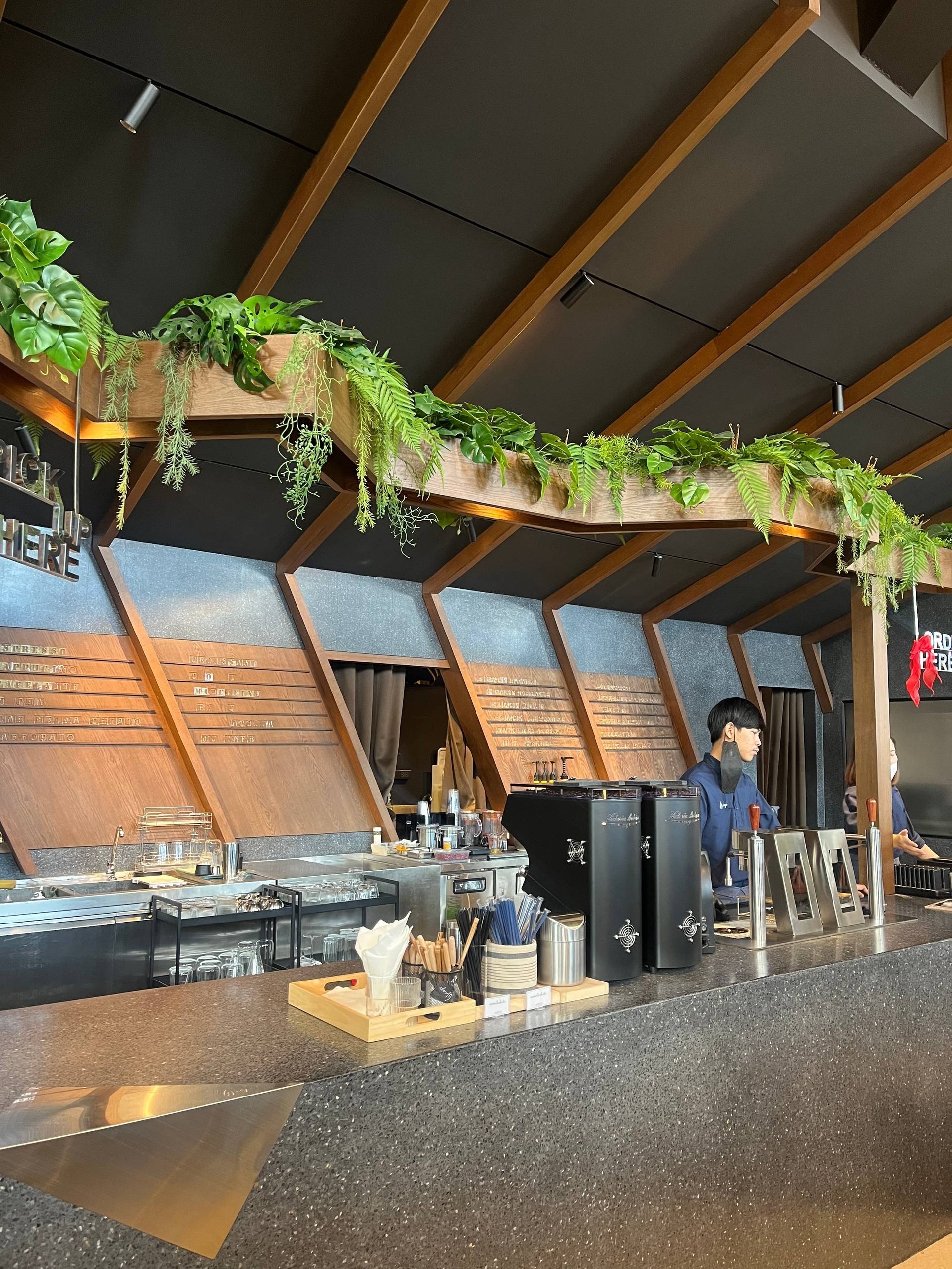 รีวิว Wisp Cafe Rayong - รสชาติ บรรยากาศ ดีมากๆๆค่ะ