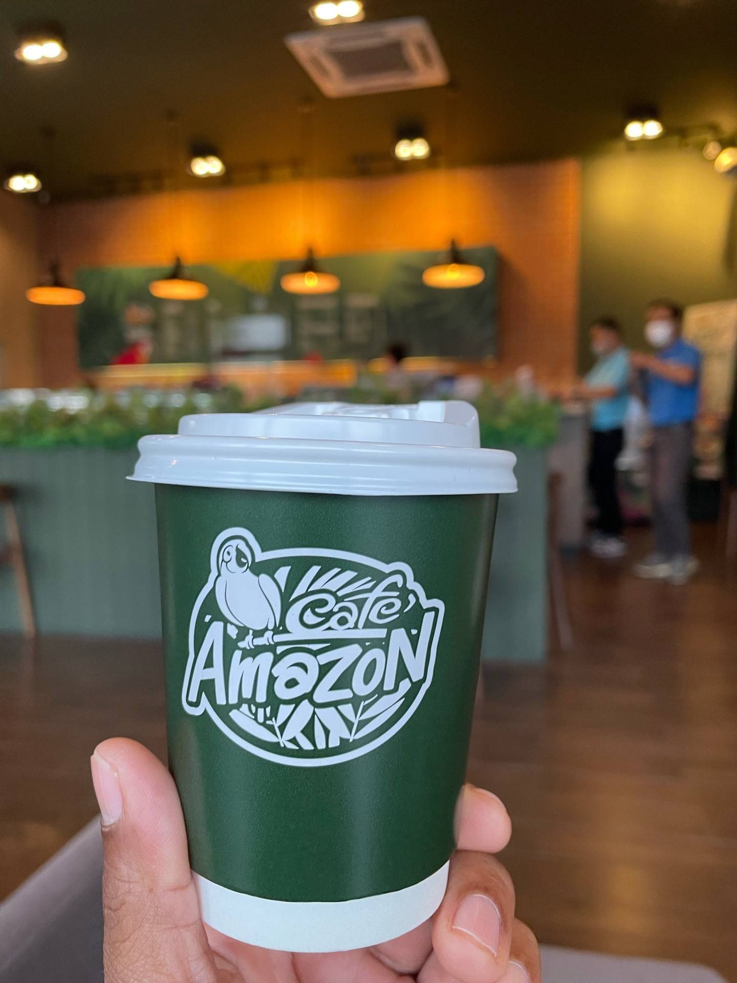 รีวิว Café Amazon - CC3794 สน.สวนผัก - สาขานี้ อยู่ถนนสวนผัก คนไม่เยอะ บริการเร็ว