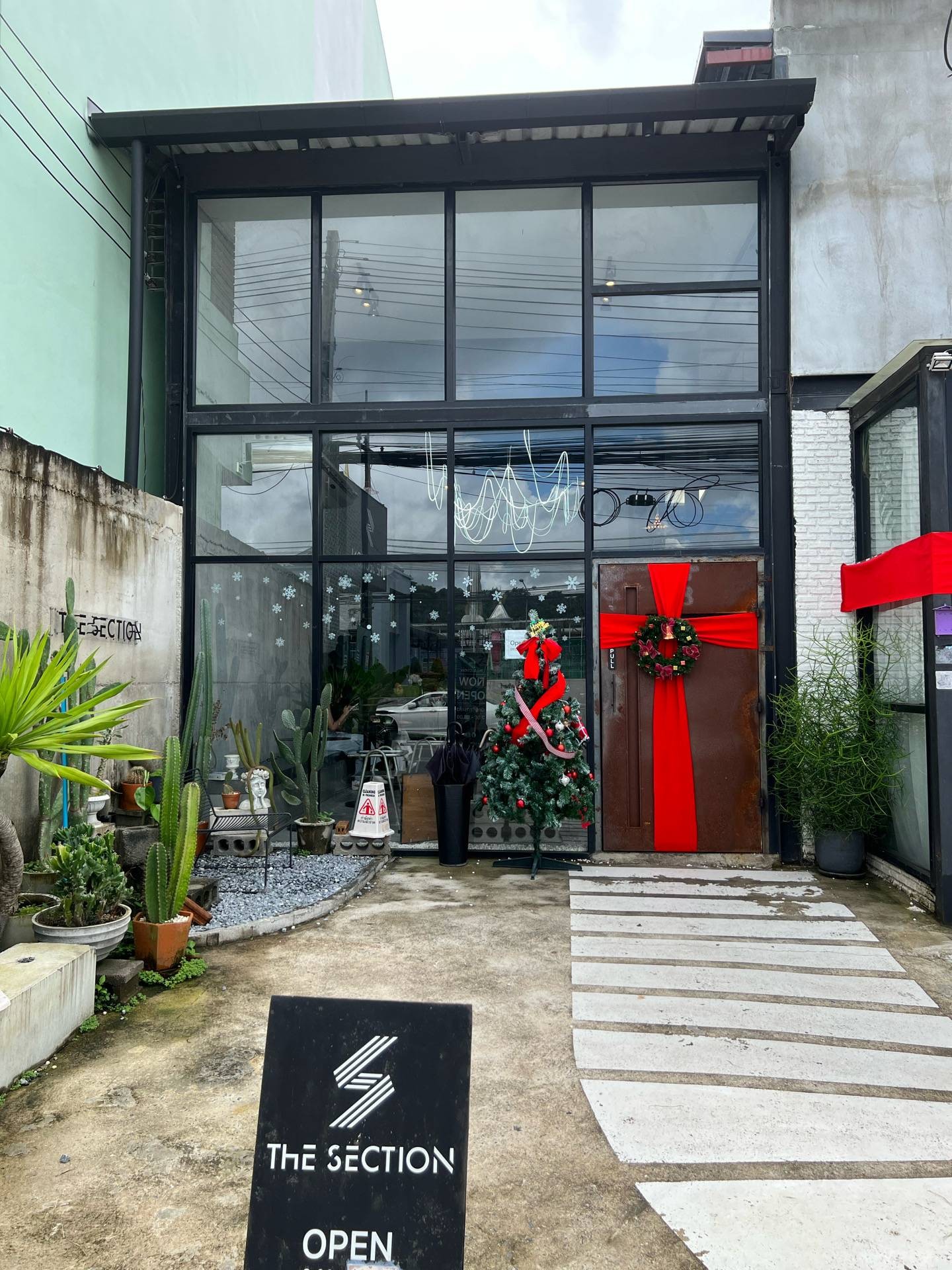 รีวิว The Section Cafe The Section Cafe - ดีทุกอย่างมารอบที่เท่าไหร่ ...