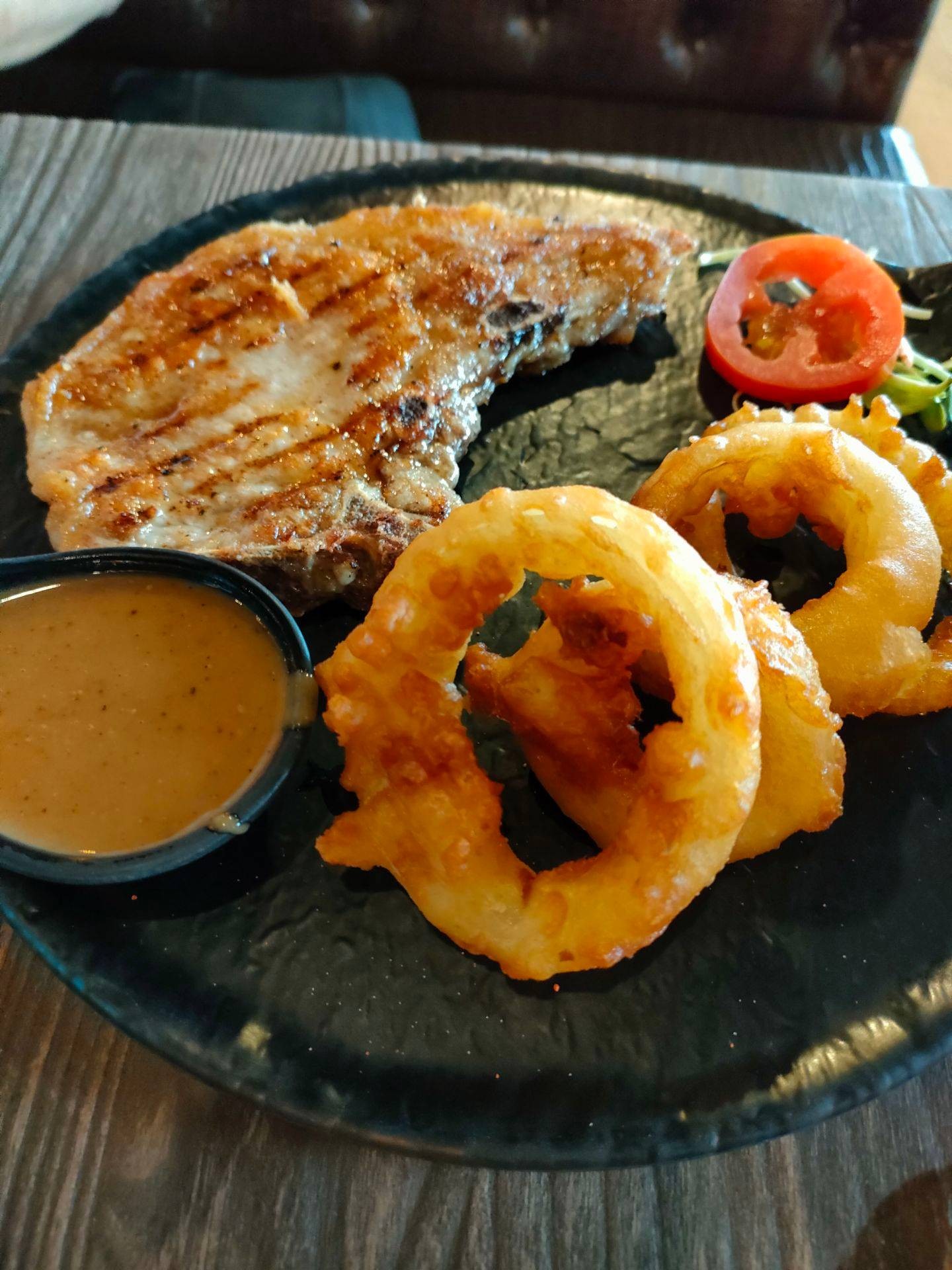 Pork Chop ร้าน ZZ (ซีซี) Italian-Thai Fusion The Street รัชดา