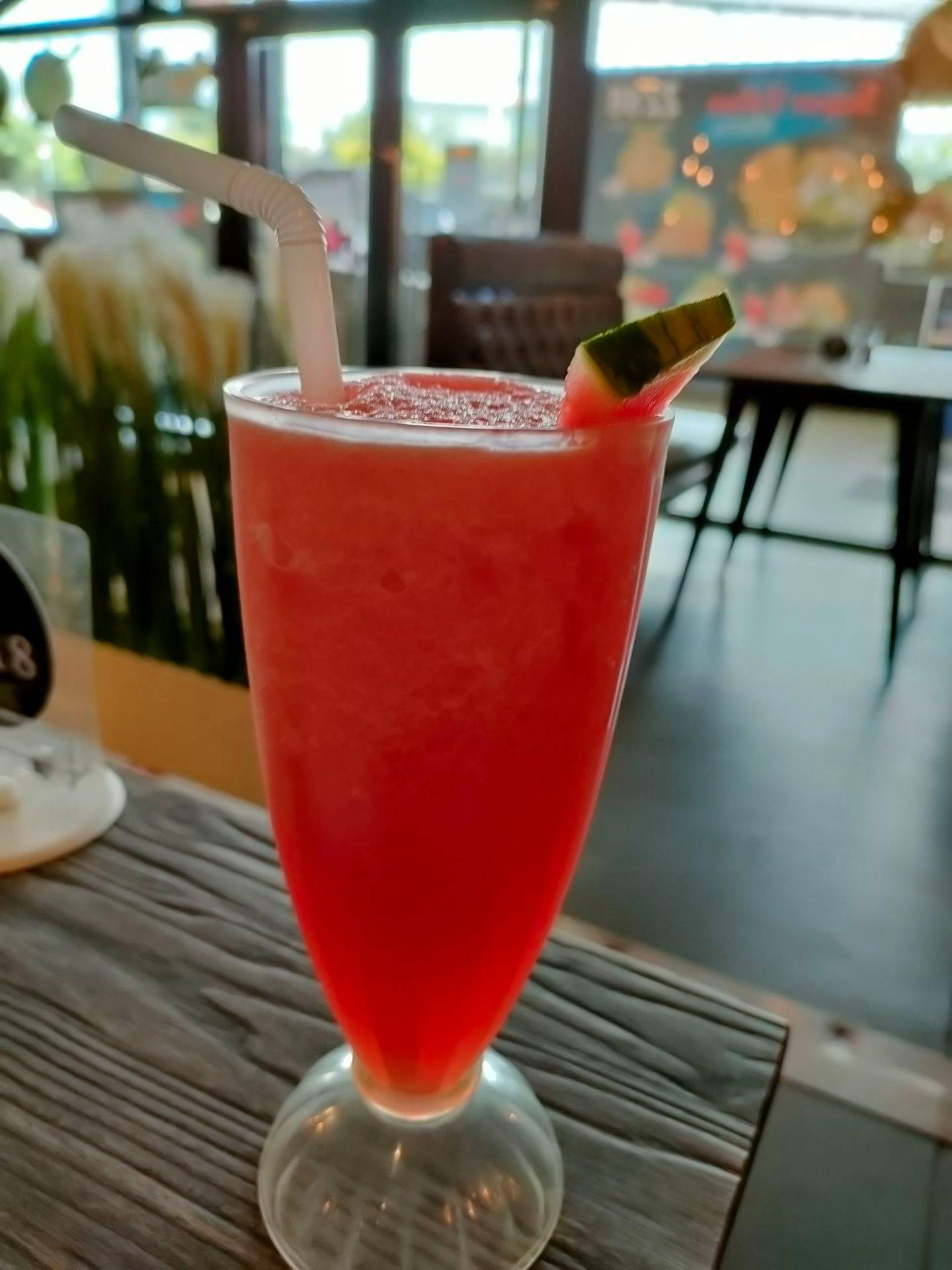 น้ำแตงโมปั่น ร้าน ZZ (ซีซี) Italian-Thai Fusion The Street รัชดา