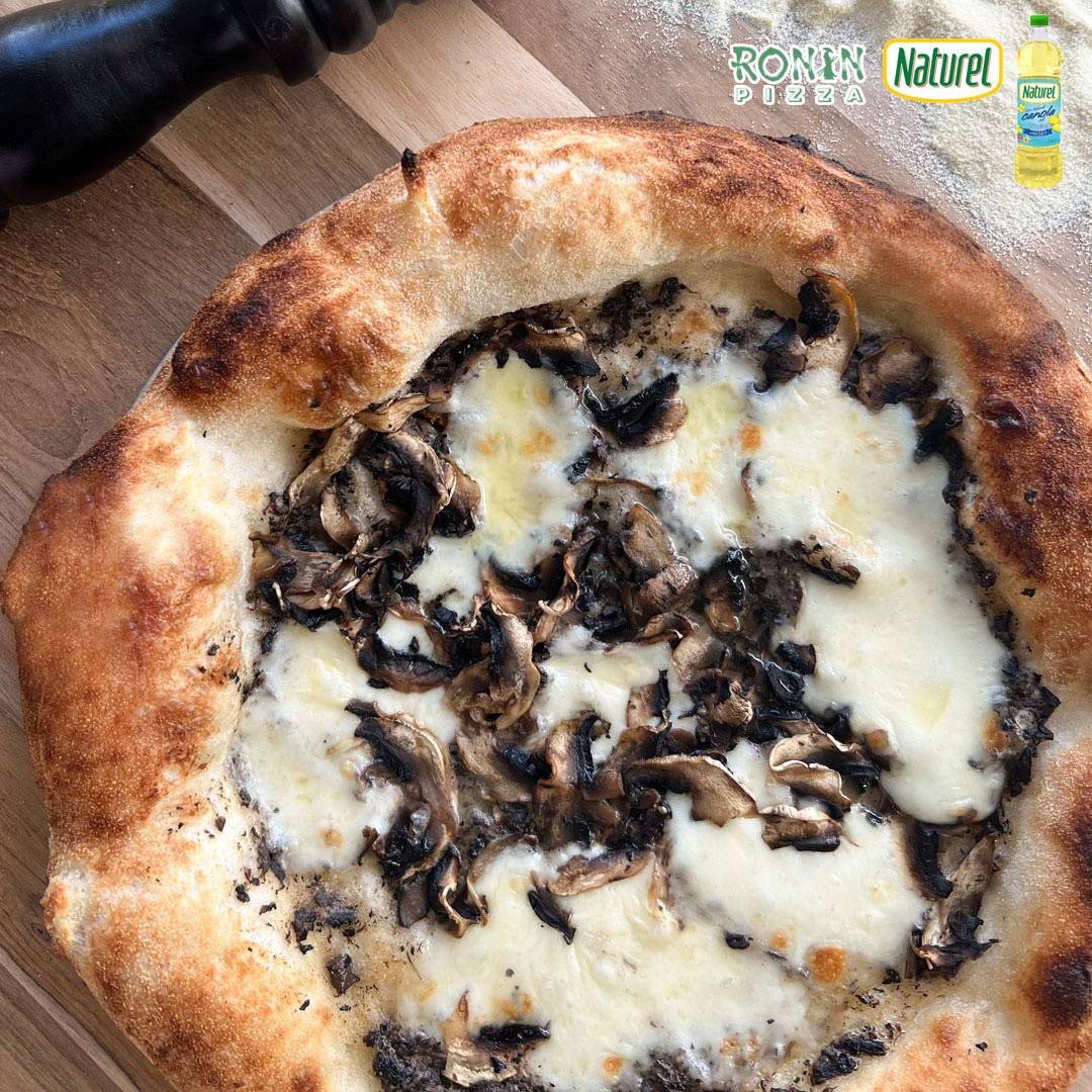 รูป Ronin Pizza Ronin pizza สุขุมวิท 34