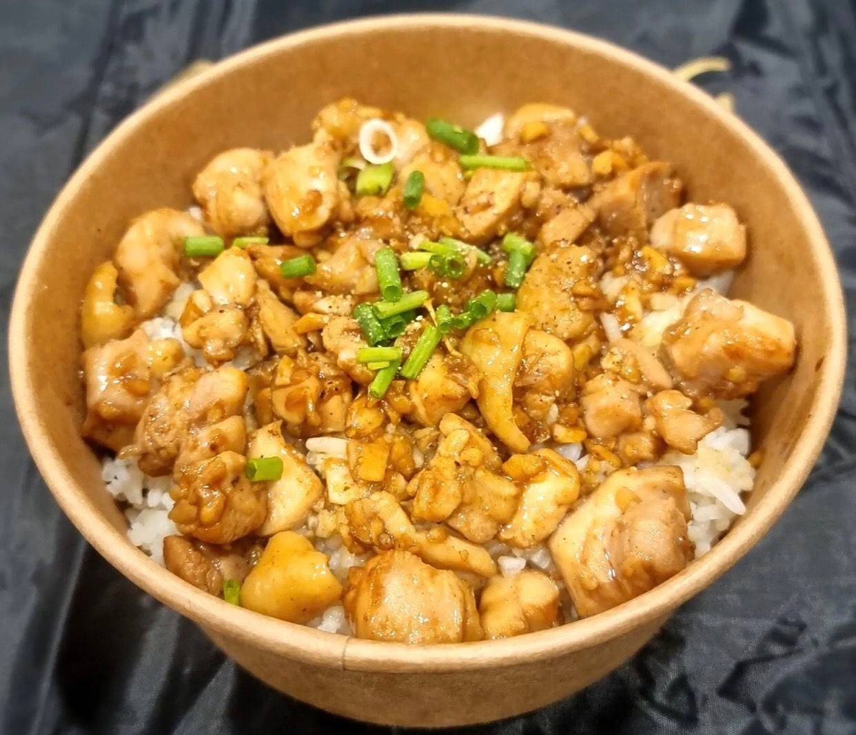 รูป Yum Zab Rabom : ยำแซ่บระบม สาขา 8 นครอินทร์ พระราม 5