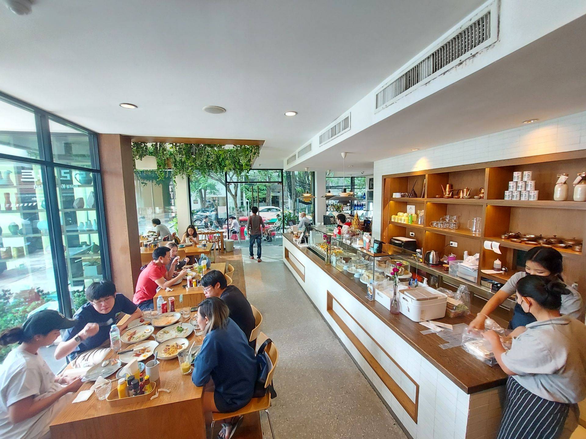 รีวิว Not Just Another Cup - All day breakfast ดี กาแฟดี ลูกค้าเพียบ ...