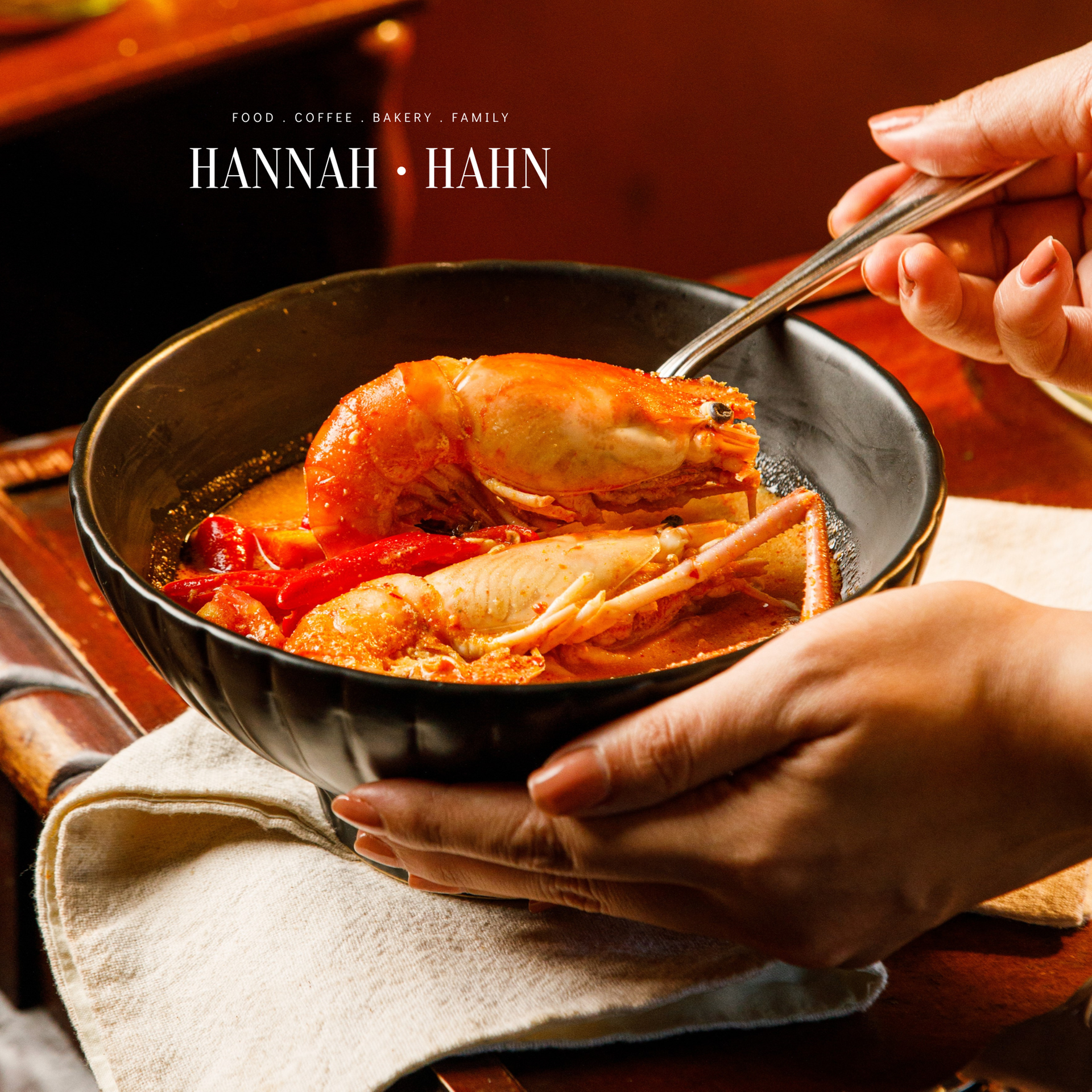 รีวิว Hannah • Hahn - คาเฟ่เปิดใหม่ สไตล์มูจิ มีร้านอาหารชั้นบนสไตล์วิน ...