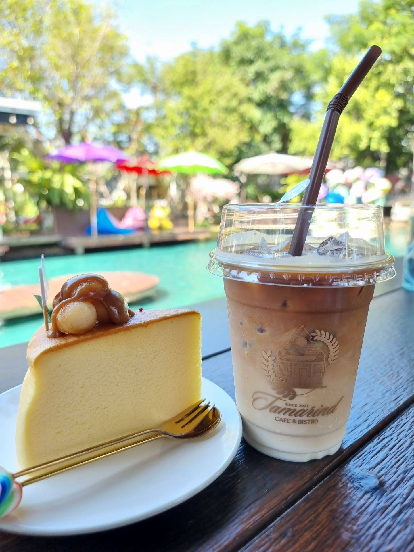 รีวิว Tamarind Cafe & Bristo@donwai - ร้านดังของนครปฐม