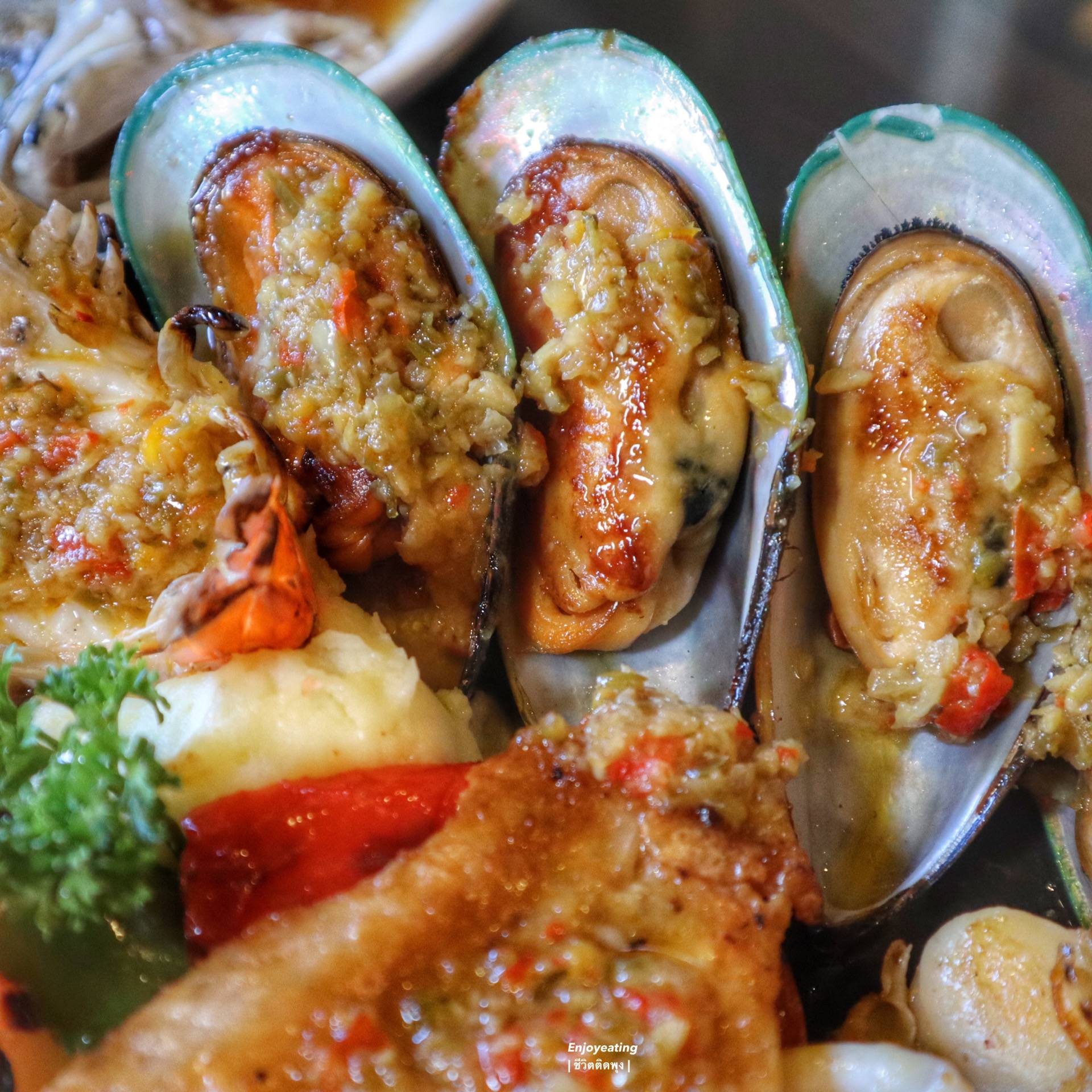 รูป Ploen Restaurant