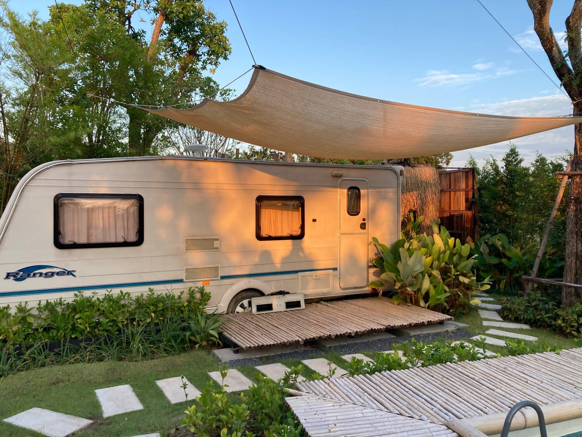 รูป Esc base camp เขาใหญ่ ปราจีนบุรี - Wongnai