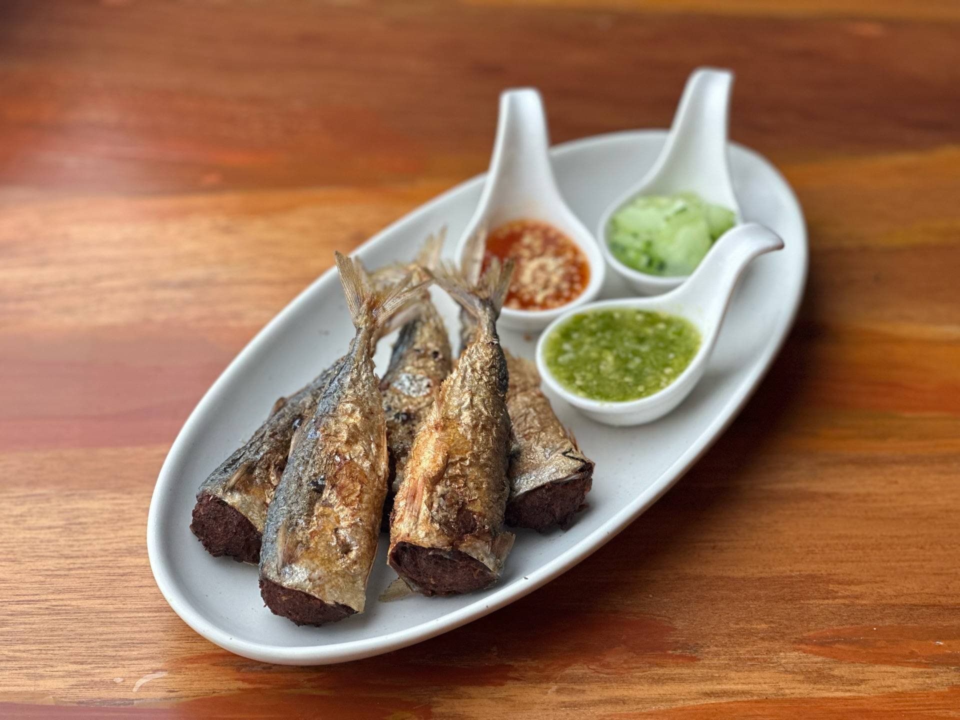 ปลาจุกเครื่อง ร้าน หอมเคย - HOM KOEI Southern Thai Cuisine