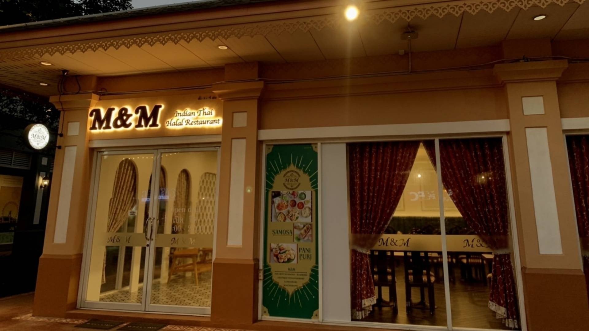 ร้าน M&M Indian - Thai Halal Restaurant Asiatique เอเชียทีค | รีวิว ...