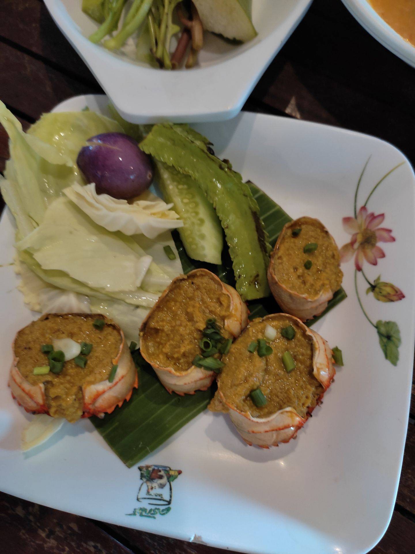 มันปูนาย่าง • 100 ร้าน ครกไม้ไทยลาว ลาดปลาเค้า