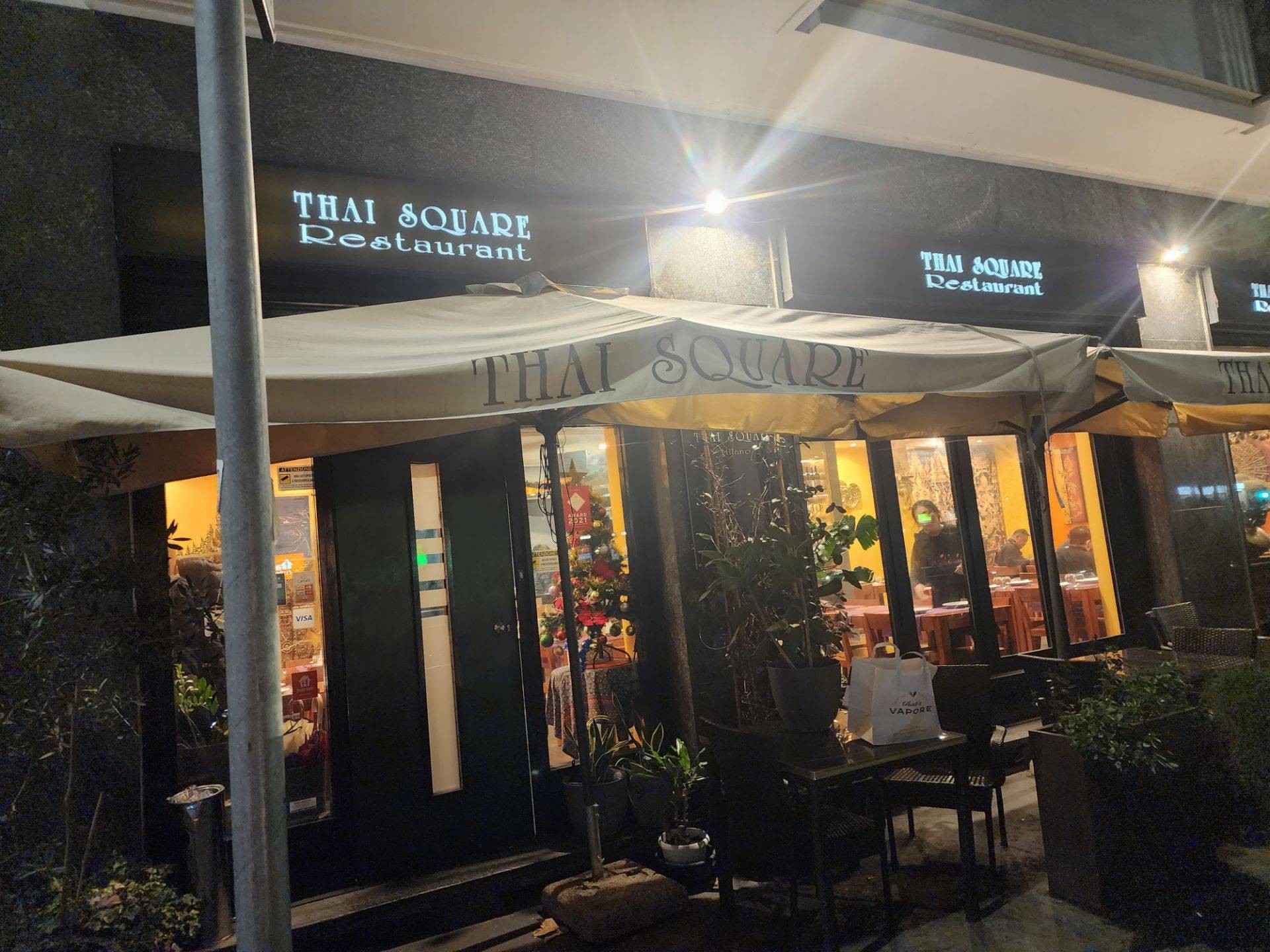 รีวิว Thai Square - ร้านอาหารไทย รสชาติอร่อบแบบไทย มีอาหารหลากหลาย ...